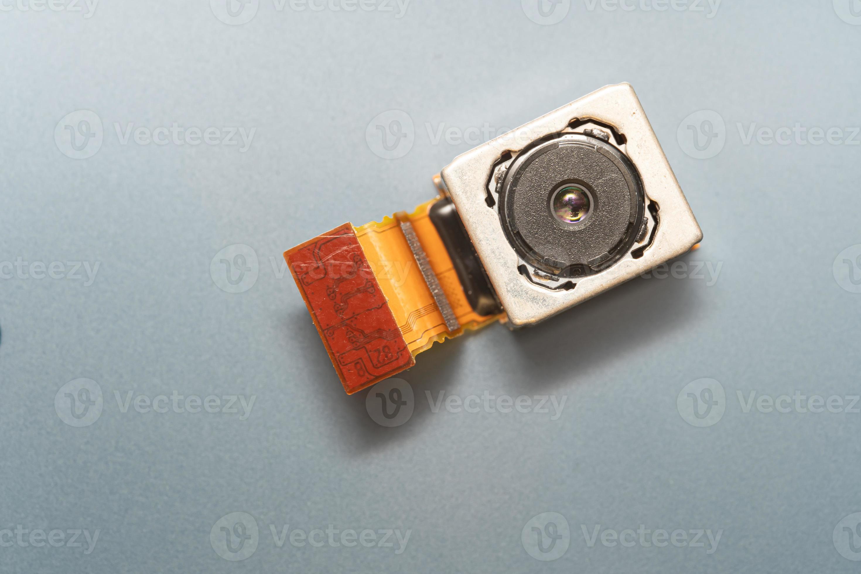 camera modules being used in mobile phones. development of mobile ...