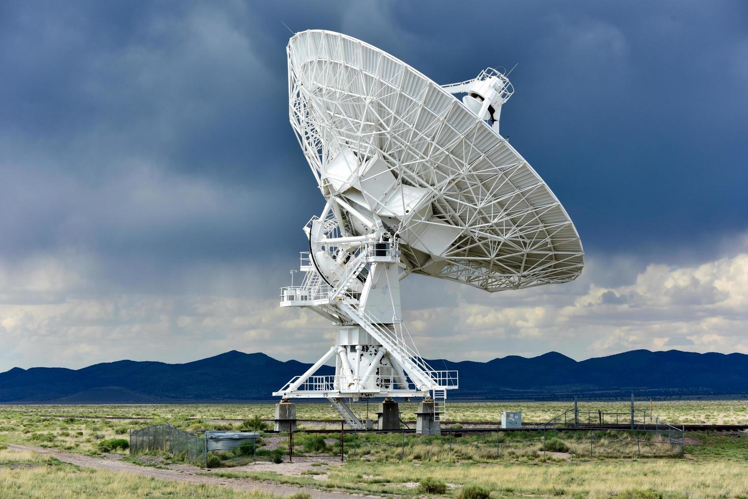 The Karl G. Jansky Very Large Array located on the Plains of San ...