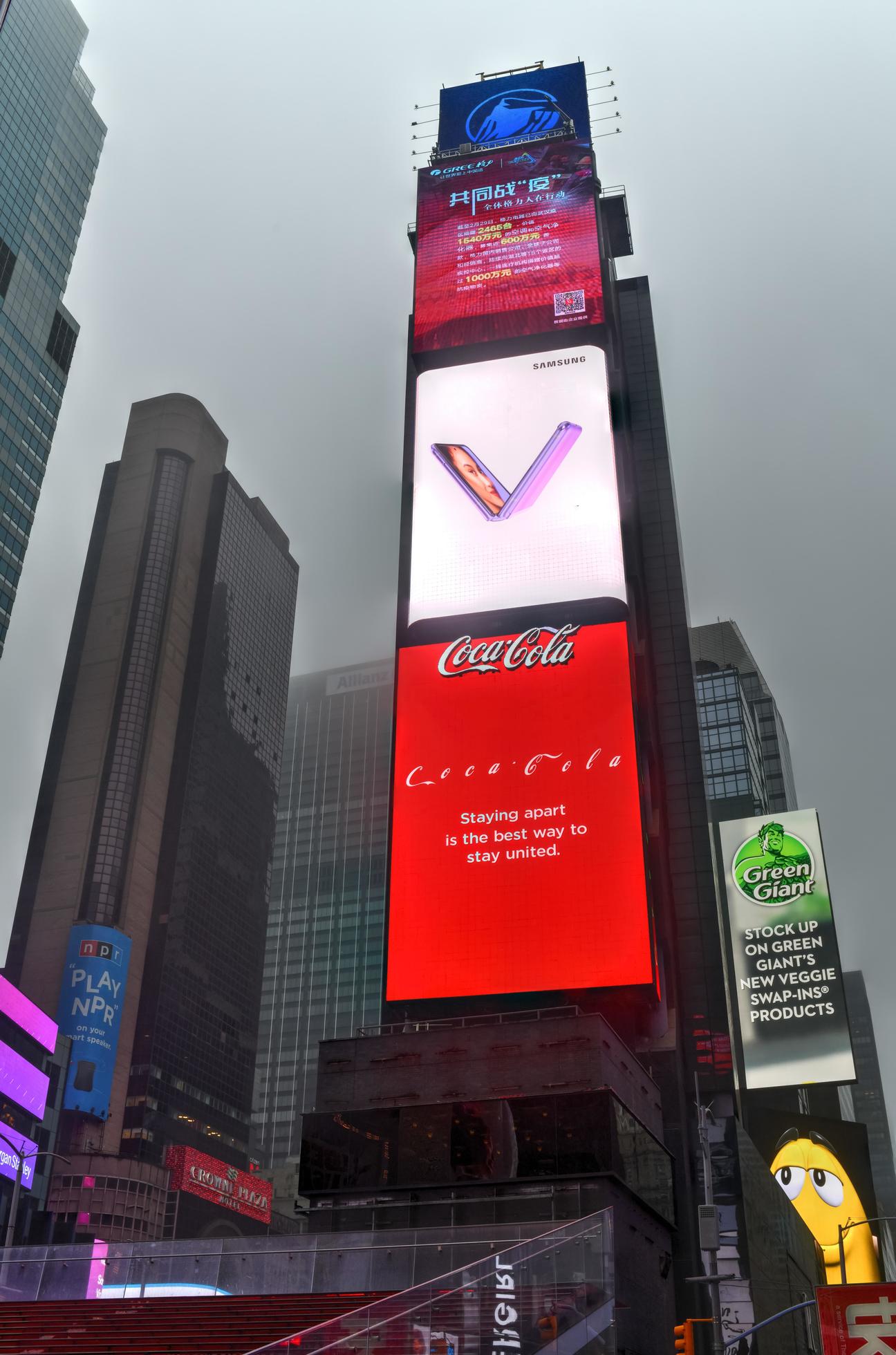 New York City March 29 2020 No Crowds In Times Square After Self new-york-city-march-29-2020-no-crowds-in-times-square-after-self