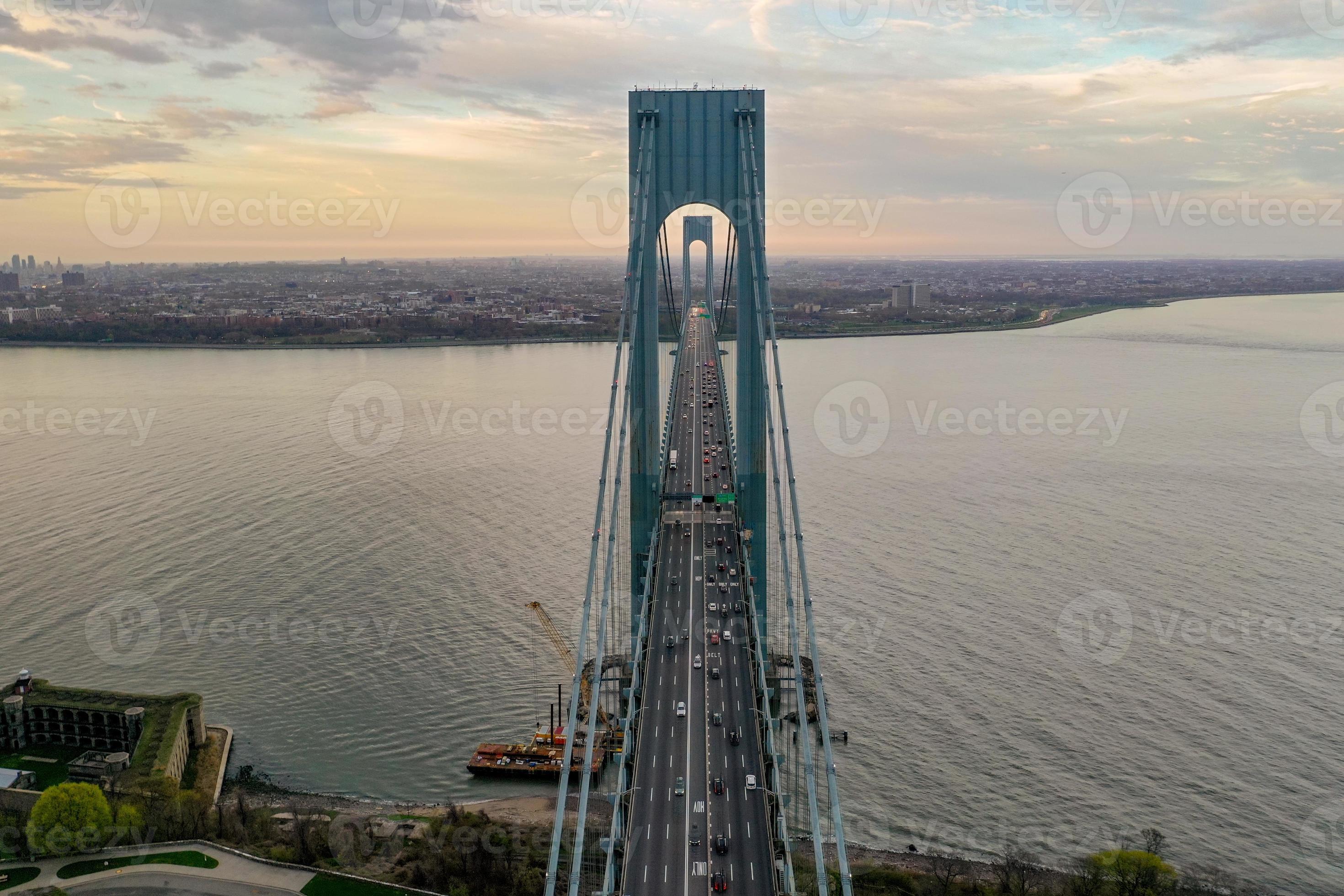 View of the Verrazano Narrows Bridge from Staten Island onto Brooklyn in New York City. 16679607 ...