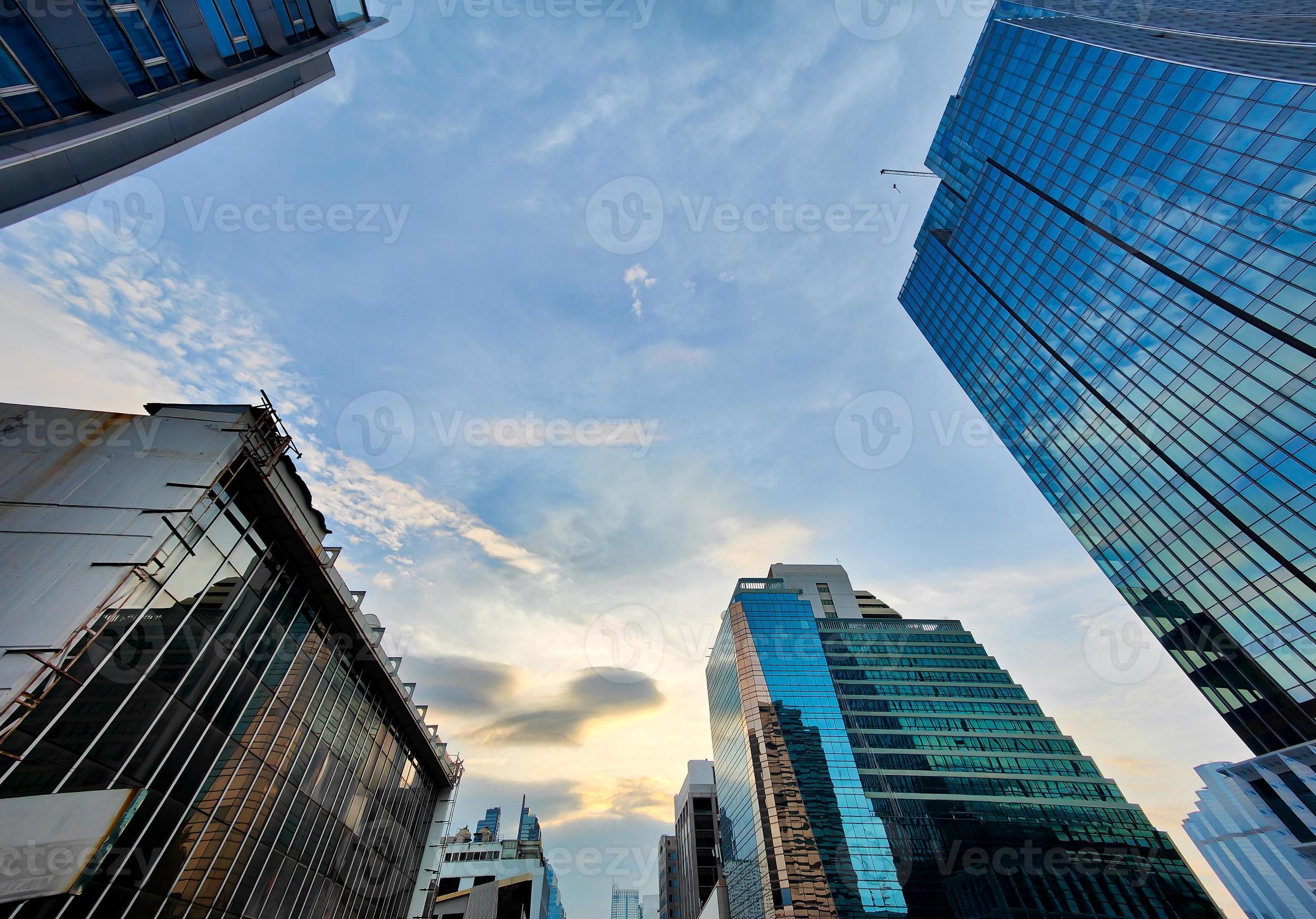 Horizontal banner of large city buildings with sky. 17096682 Stock ...