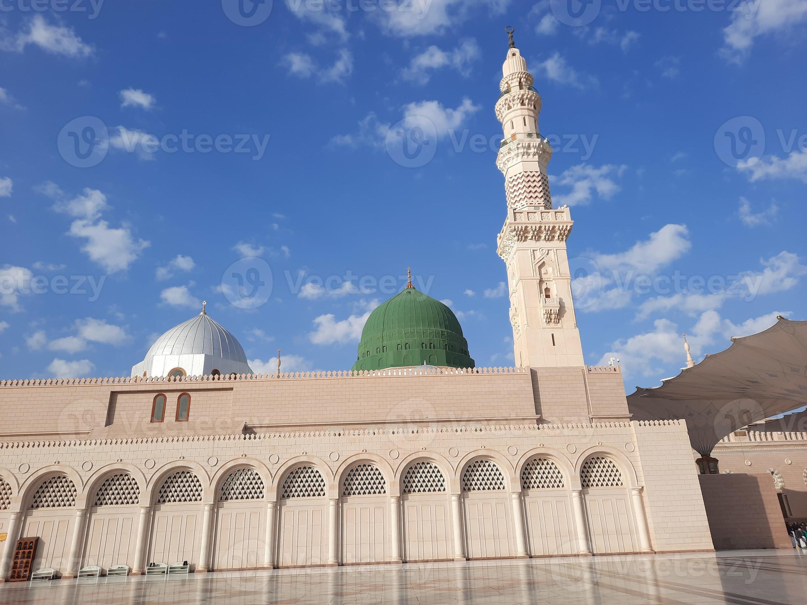 Beautiful Daytime View Of Prophets Mosque Masjid Al Nabawi Medina