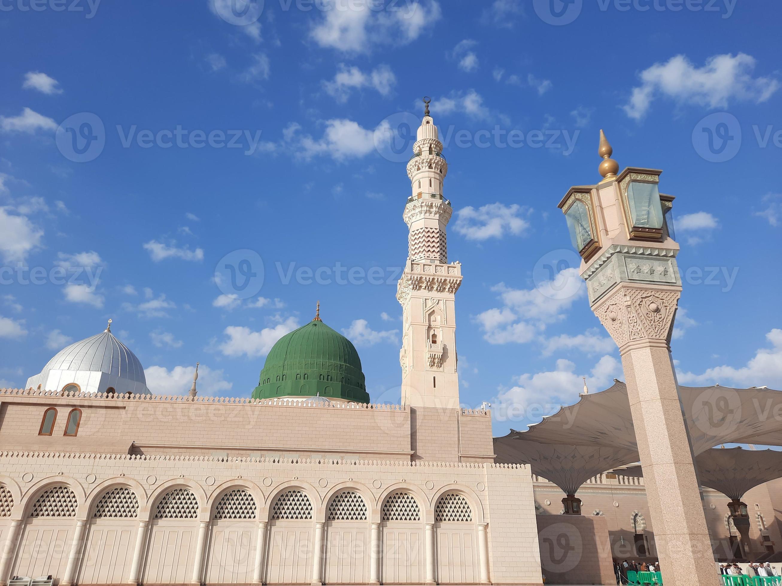Beautiful Daytime View Of Prophets Mosque Masjid Al Nabawi Medina