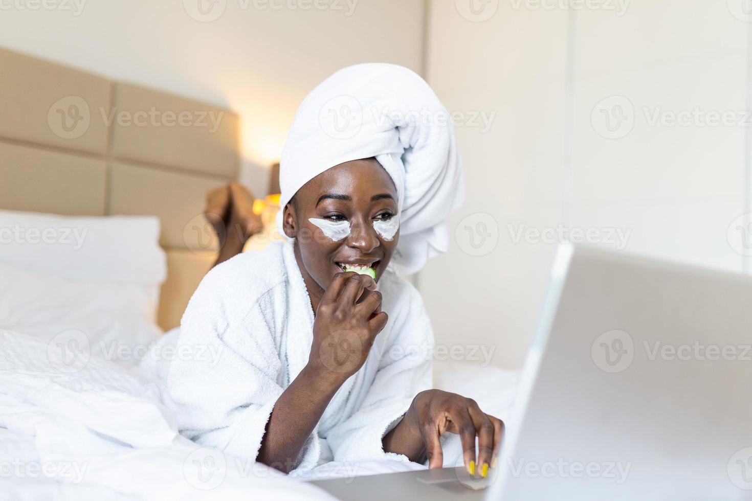 Page 2 | Self Care Regimen Stock Photos, Images and Backgrounds for Free Download