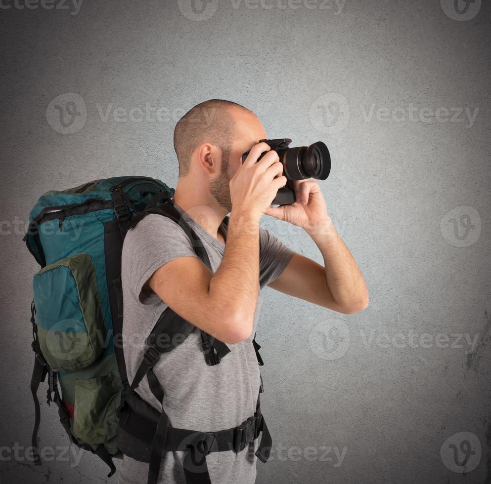 Explorer photographing landscapes 20721829 Stock Photo at Vecteezy Explorer photographing landscapes 20721829 Stock Photo at Vecteezy