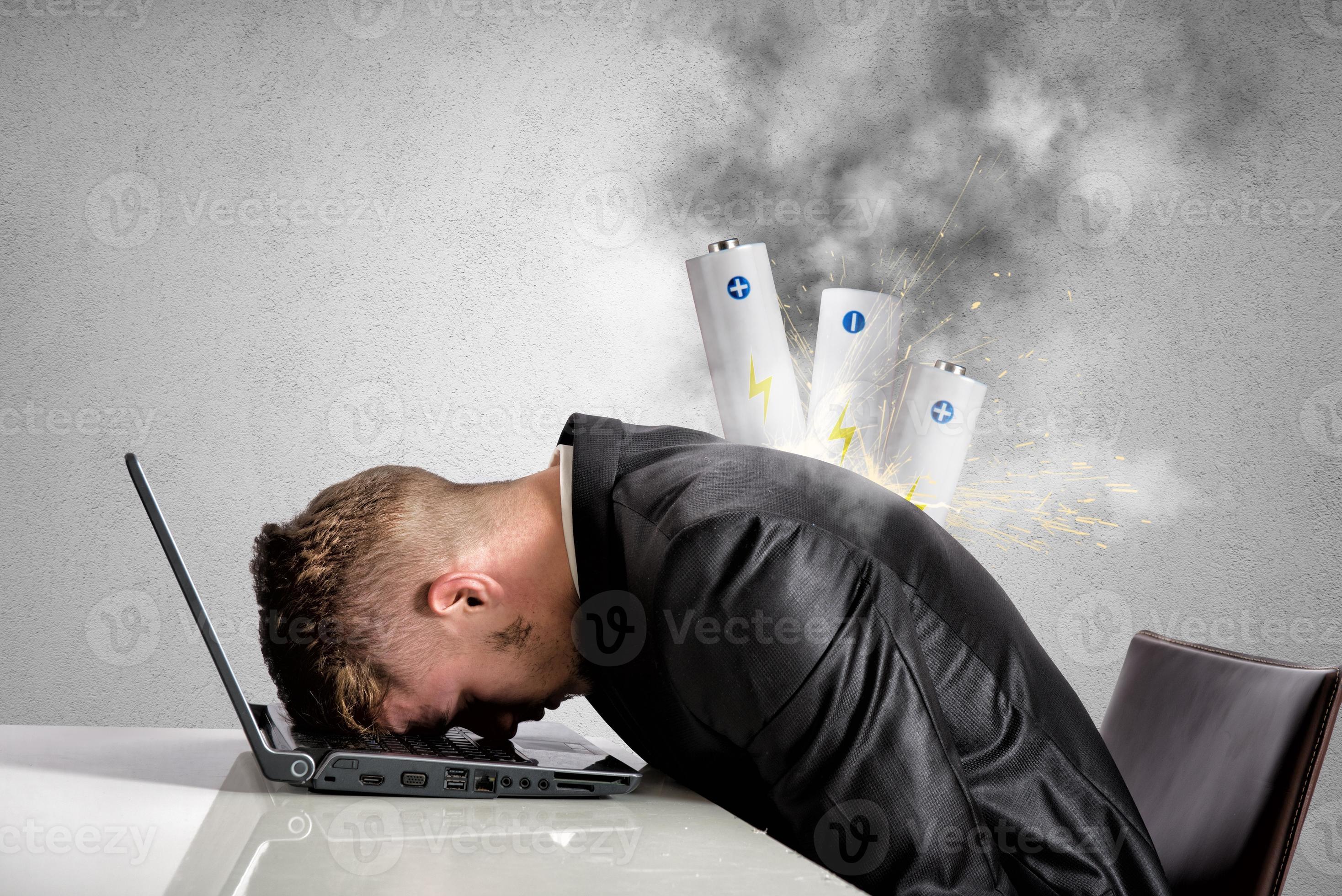 Frustrated businessman on the computer 20925785 Stock Photo at Vecteezy