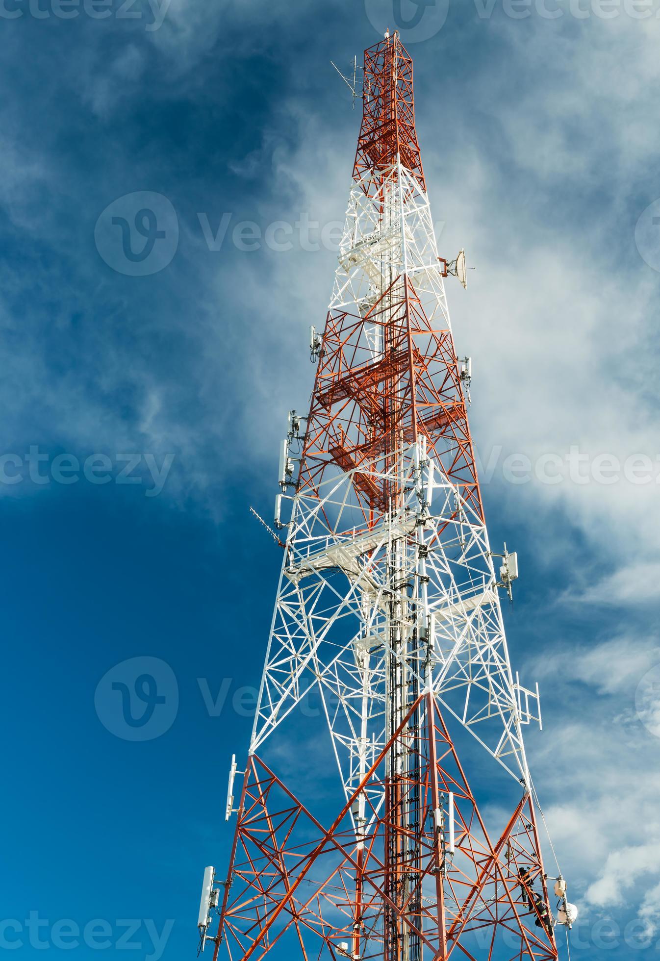 communication antenna tower with blue sky 21790871 Stock Photo at Vecteezy