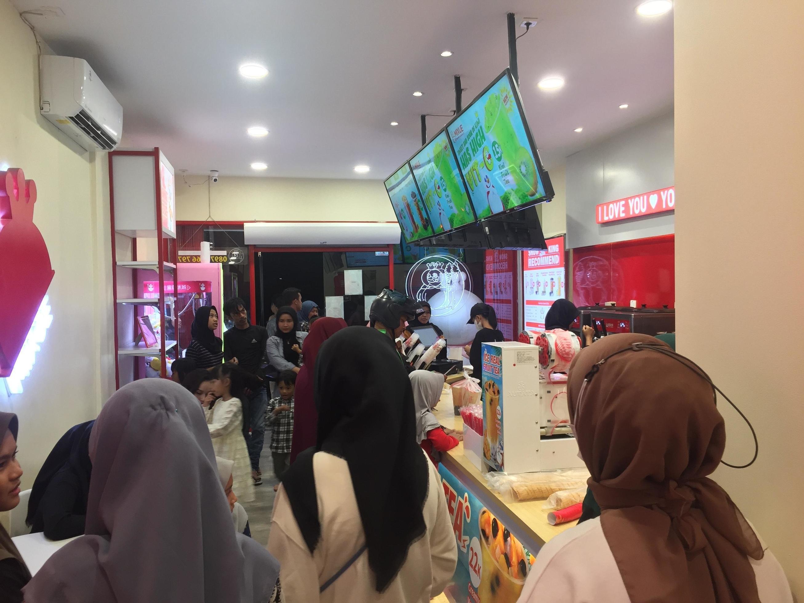 Batam Indonesia April 2023 The Mixue Drink Brand With Various Types Of Drinks And Ice Cream