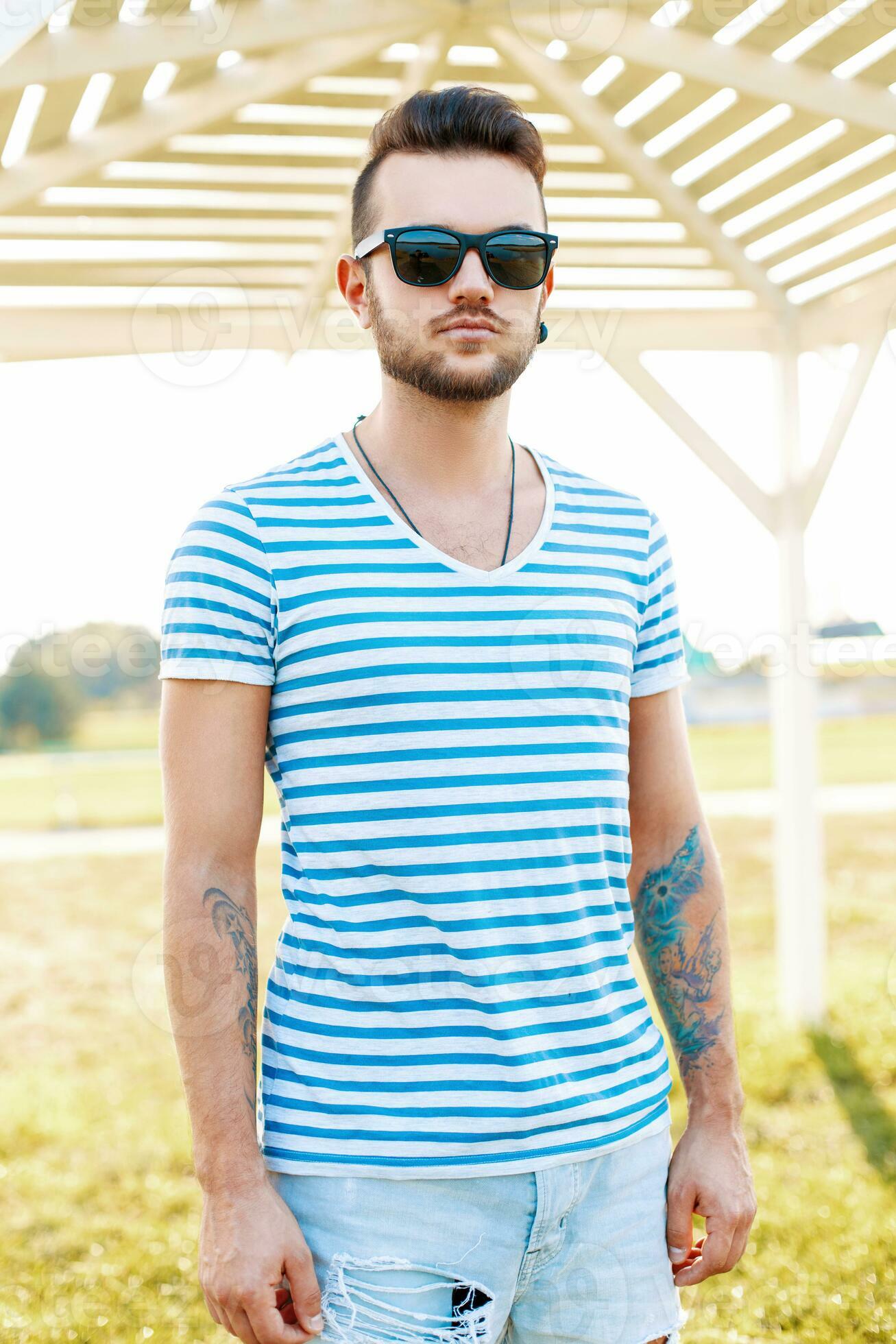 Trendy Handsome Hipster Man With A Beard In Sunglasses In A Trendy