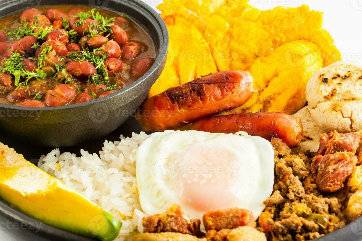 tradicional Colombiana plato llamado banda paisa un plato típico de medellin ese incluye carne ...