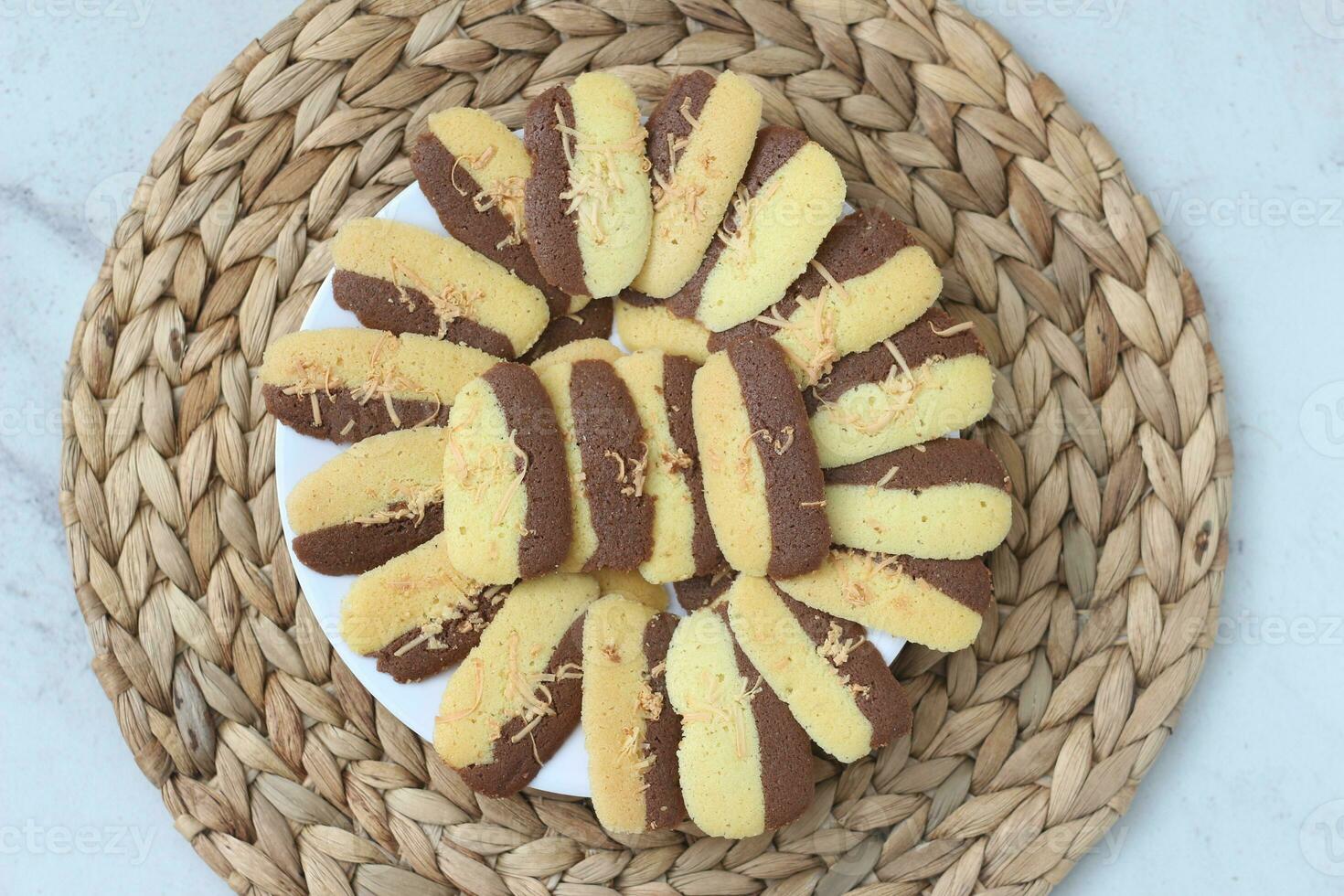 Kue Lidah Kucing or cat tongue cookies 24311814 Stock Photo at Vecteezy Kue Lidah Kucing or cat tongue cookies 24311814 Stock Photo at Vecteezy