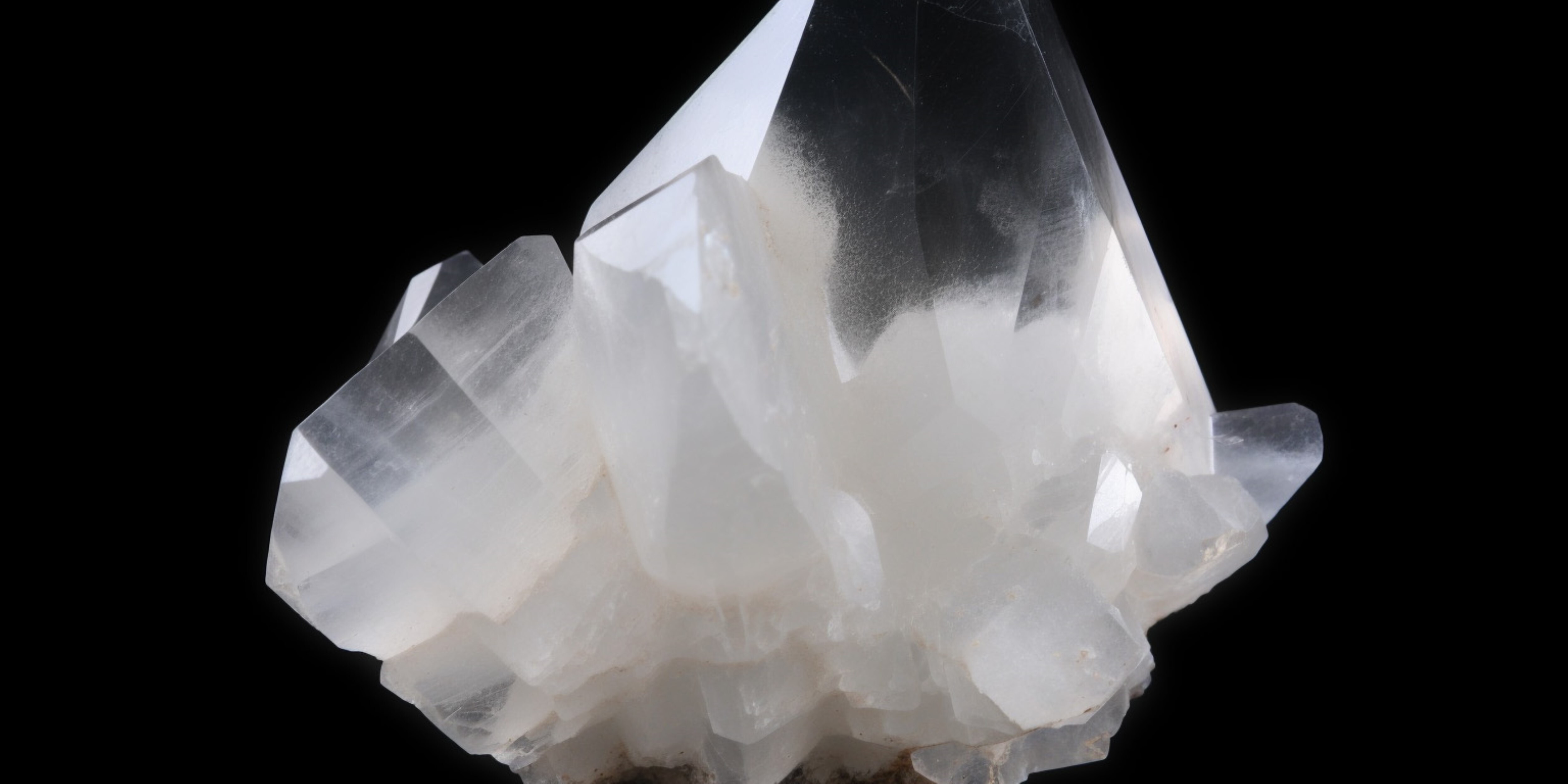 Quarts Stock Photos, Images and Backgrounds for Free Download