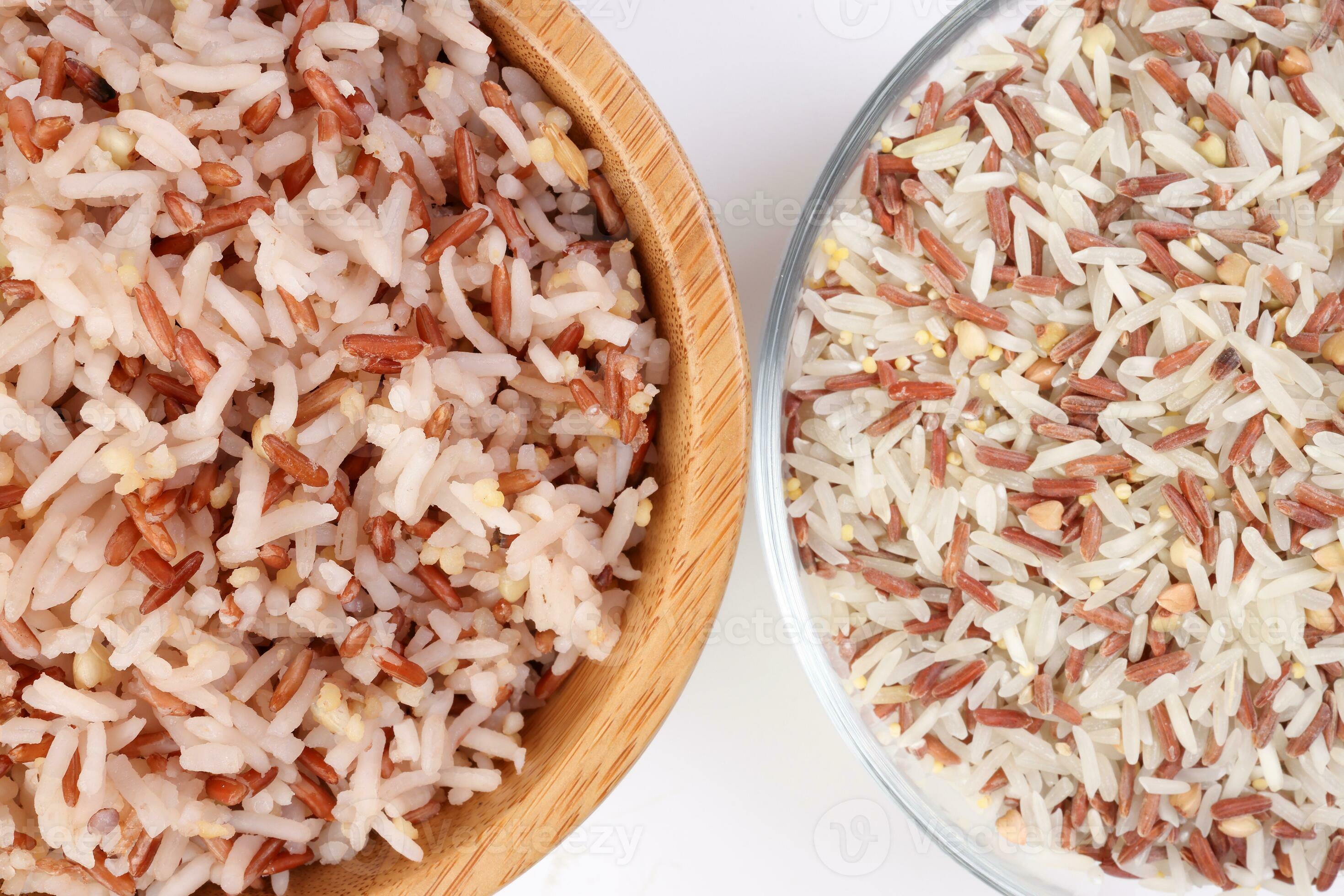 Cooked and raw mixed low glycaemic index healthy rice grain basmati millet buckwheat red rice in ...