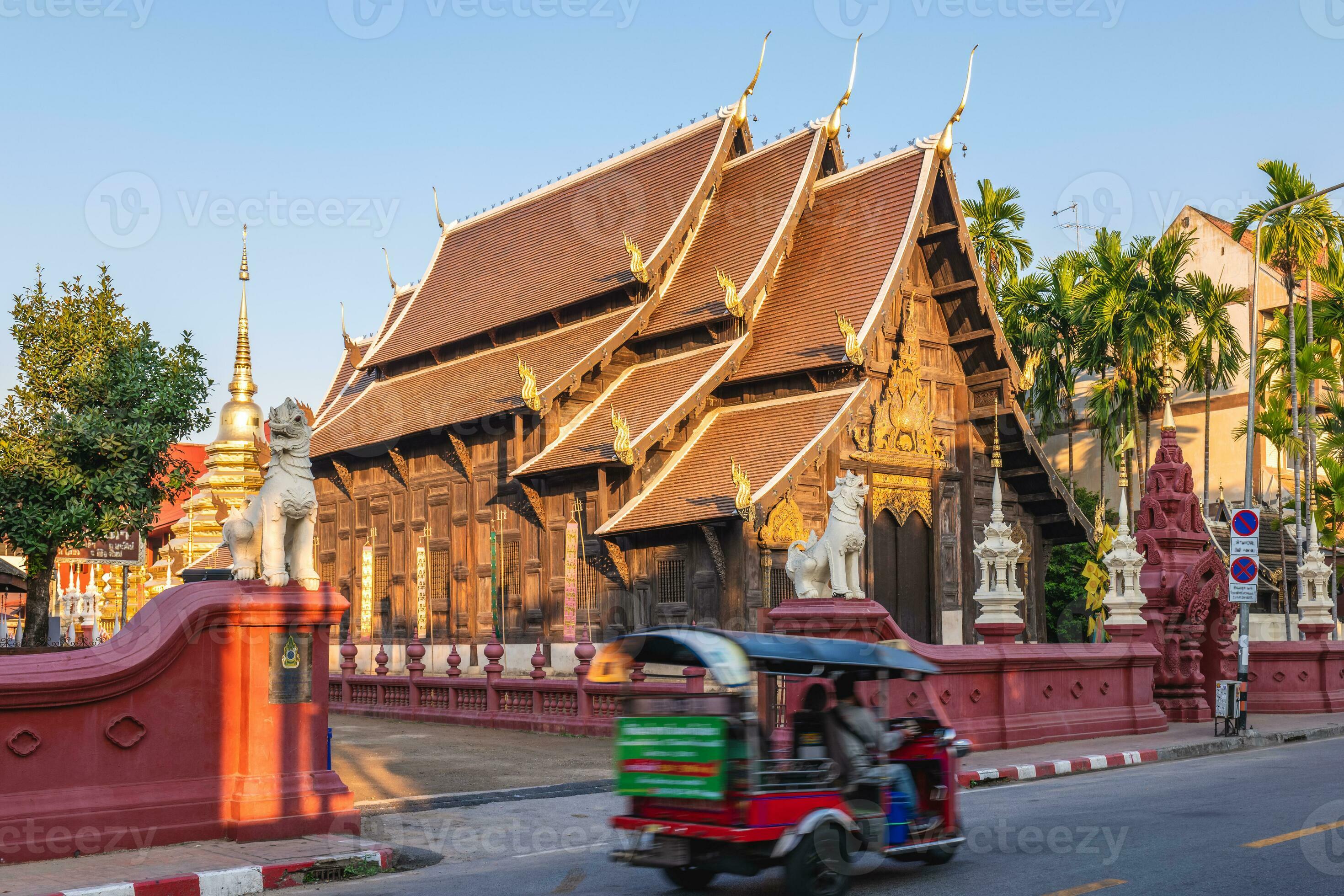 Wat Phan Tao, with a teakwood hall, in Chiang Mai, Thailand 24669906 Stock Photo at Vecteezy
