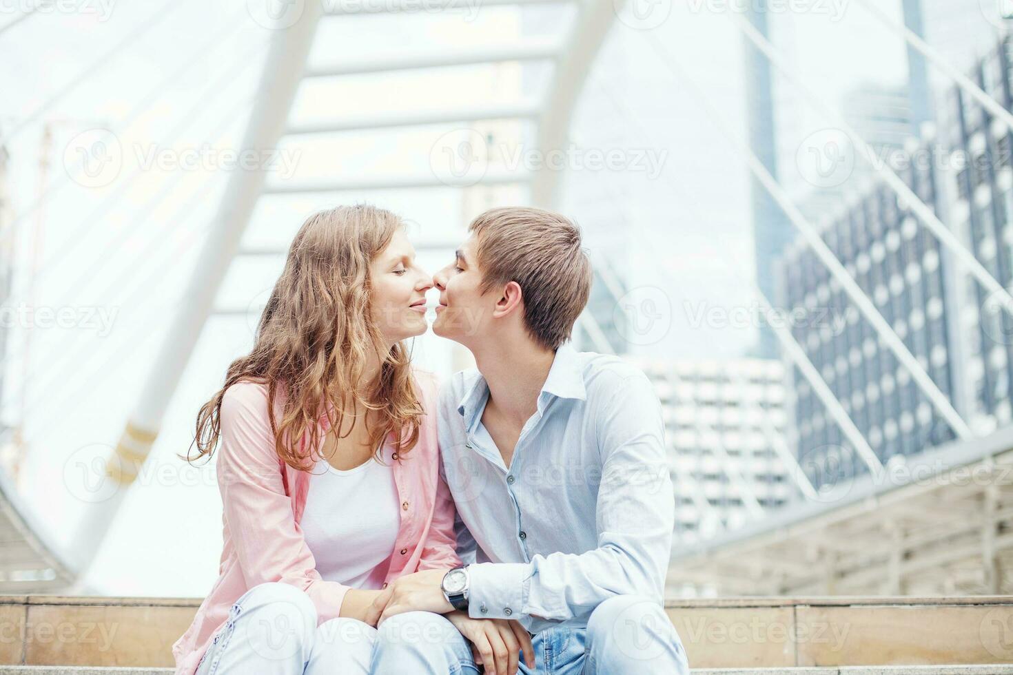 Students kiss. Two people kissing on the street 24752806 Stock Photo at Vecteezy