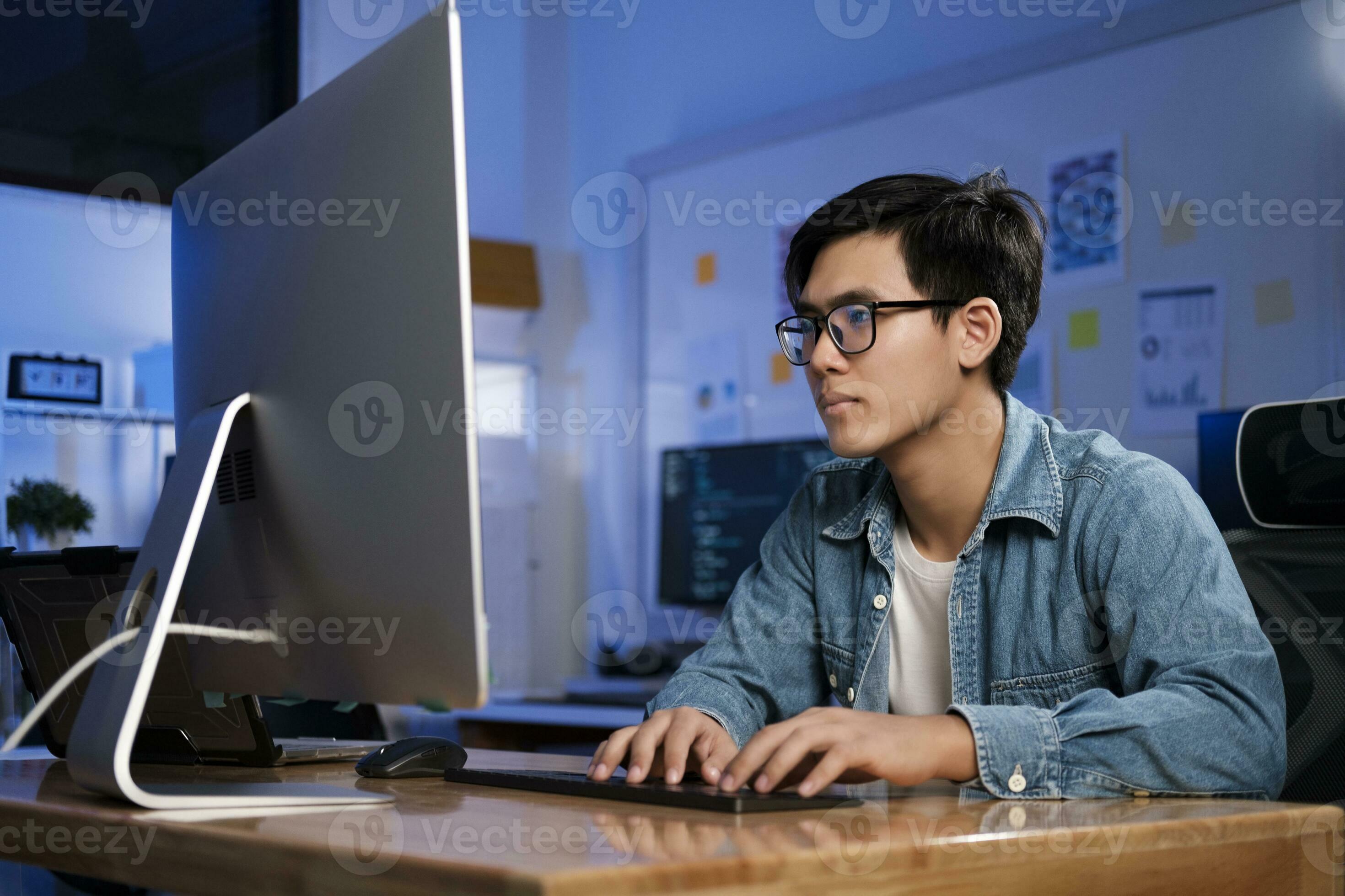 Programmers and developer teams are coding and developing software 24772727 Stock Photo at Vecteezy