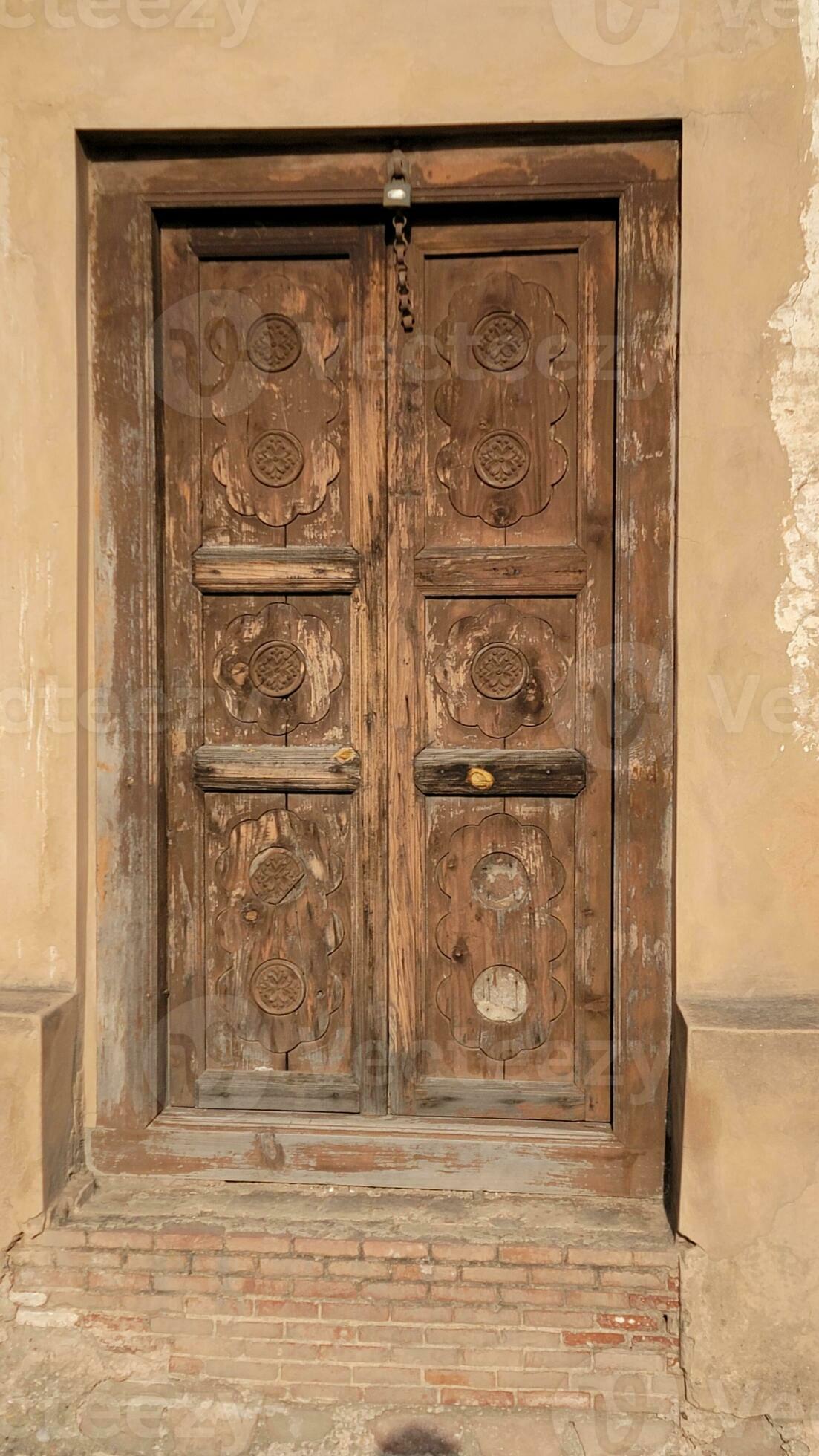 Old wood texture door at lahore fort 24857523 Stock Photo at Vecteezy