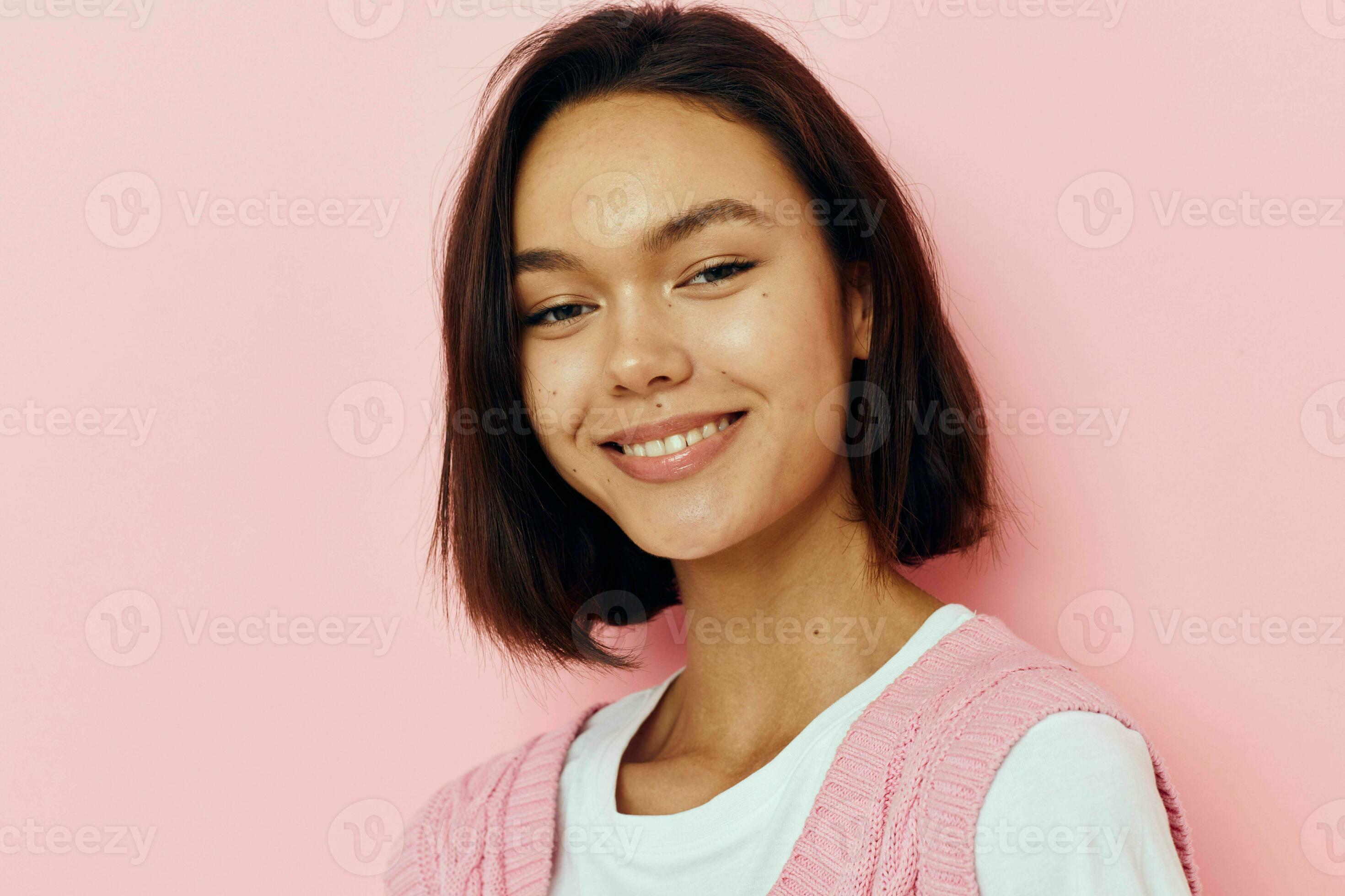 Photo Pretty Girl Emotions Close Up Posing Pink Background 25027558