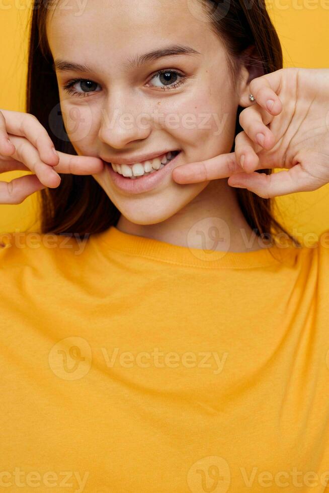 Photo Pretty Girl In A Yellow T Shirt Emotions Summer Style Yellow