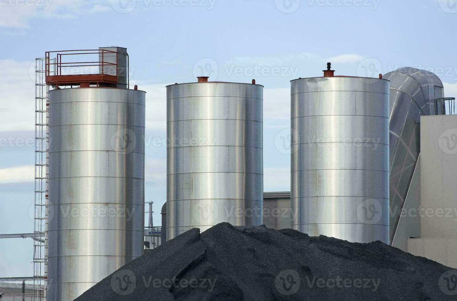 Storage Silo with Tamrac Stack 26294716 Stock Photo at Vecteezy