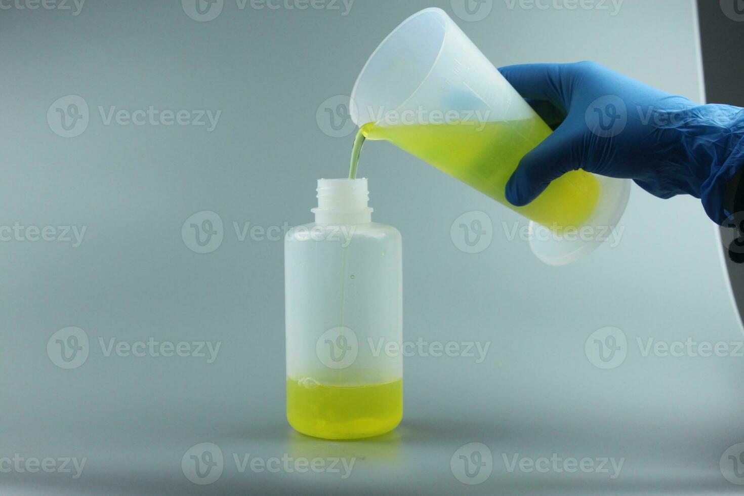 PFA measuring cup graduated cylinder 26456962 Stock Photo at Vecteezy