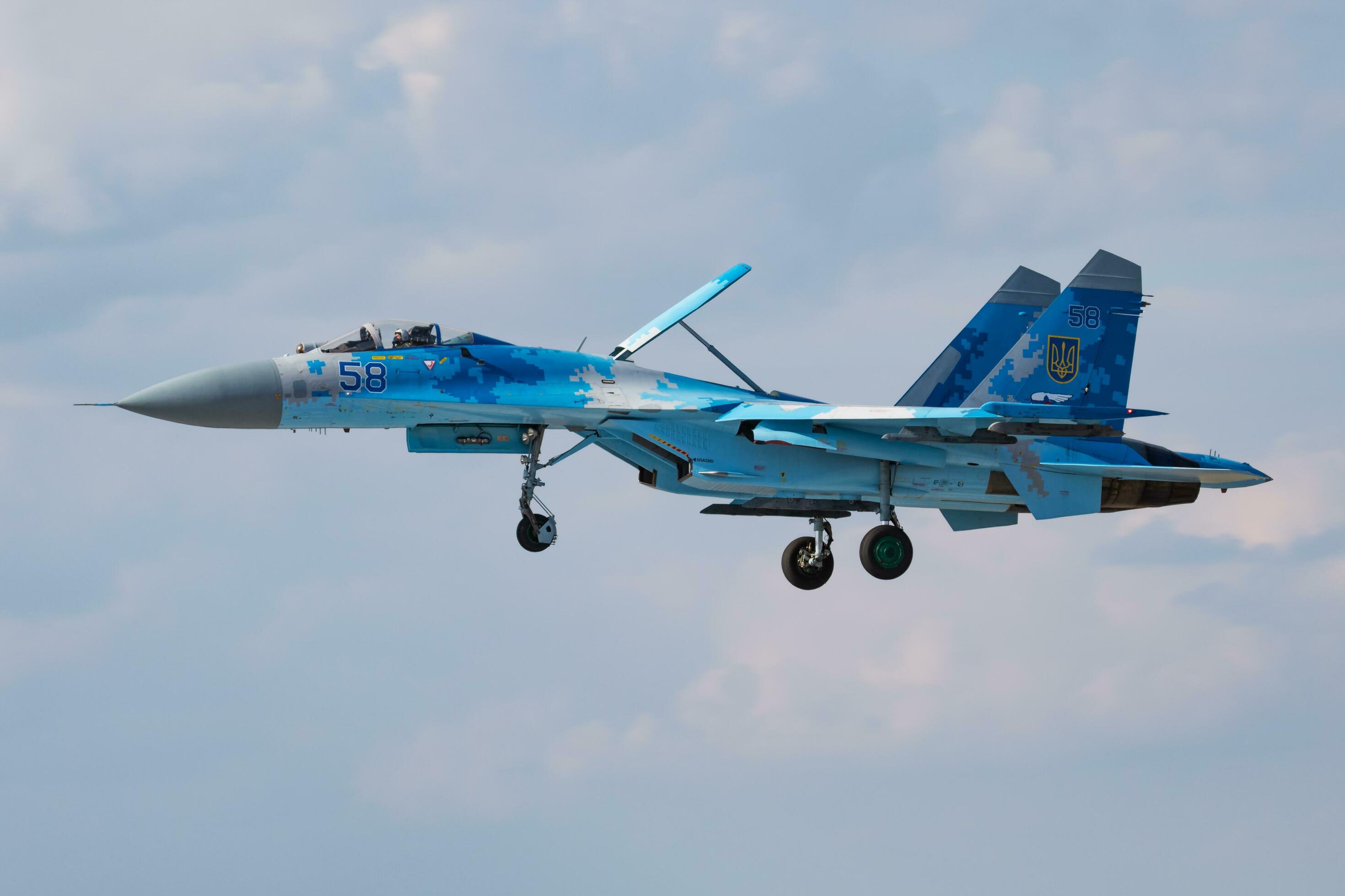 Ukrainian Air Force Sukhoi Su-27P Flanker 58 fighter jet display for RIAT Royal International ...