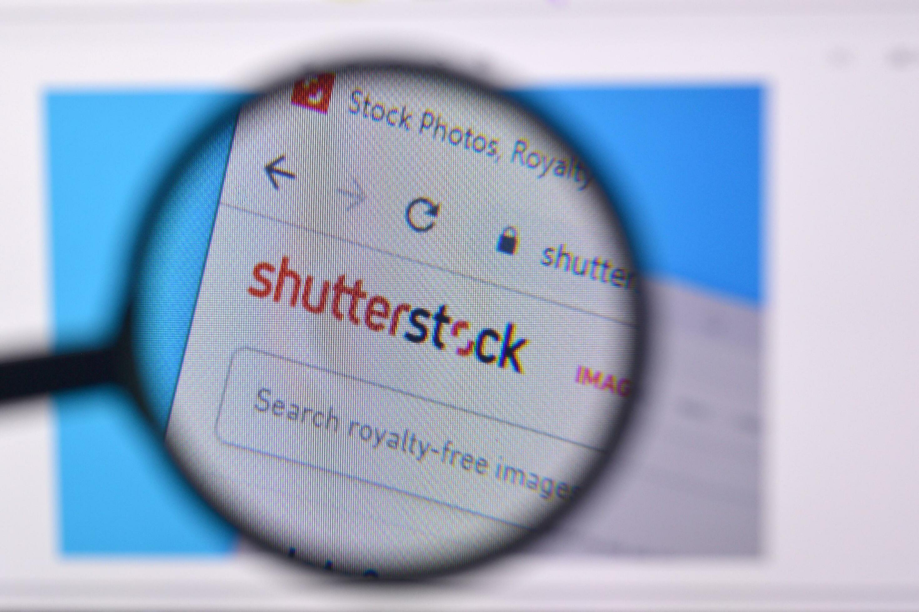 Homepage of shutterstock website on the display of PC, url ...