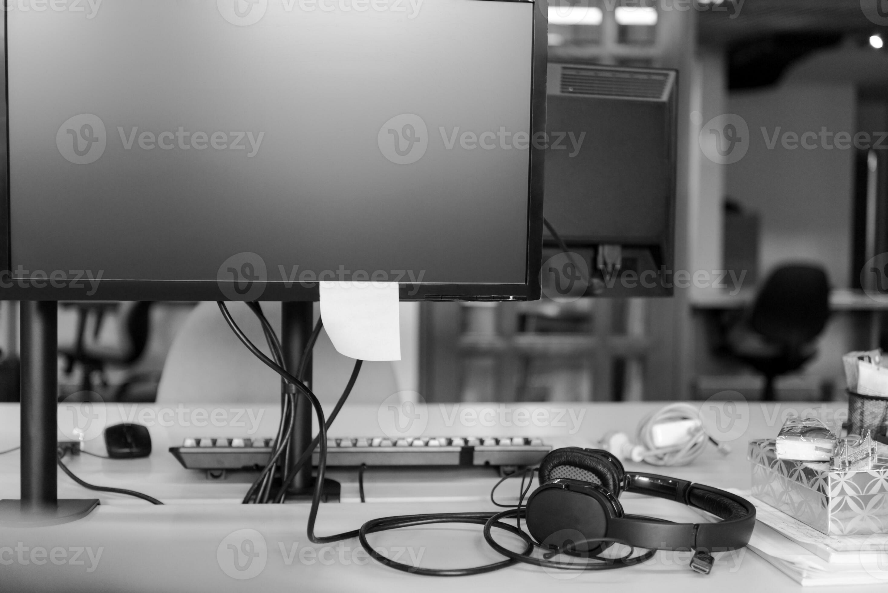 closeup of monitor screen in office 31036802 Stock Photo at Vecteezy