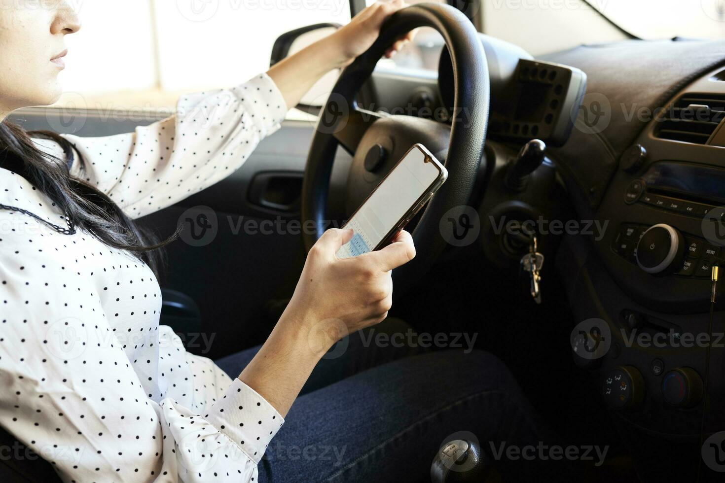 Texting and driving concept 31176403 Stock Photo at Vecteezy