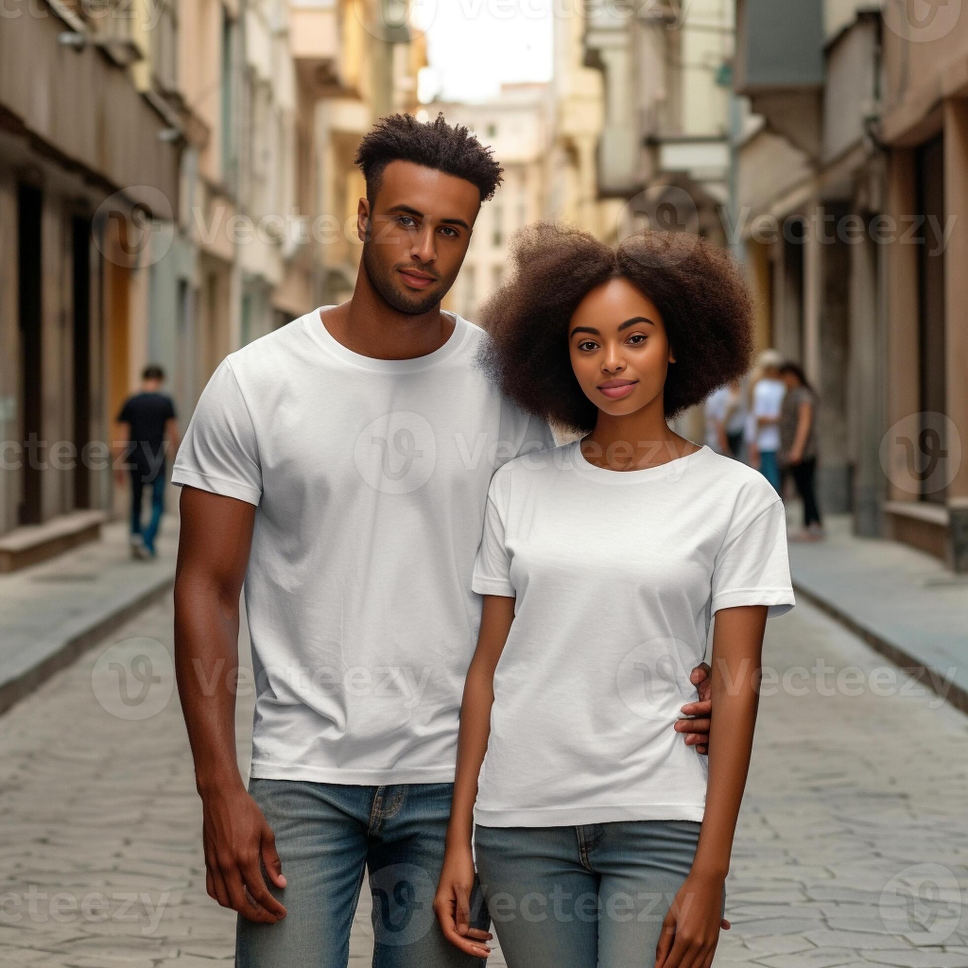 Interracial Relación Estilo De Vida Y Tecnología Concepto Al Aire Libre Disparo De Joven Pareja