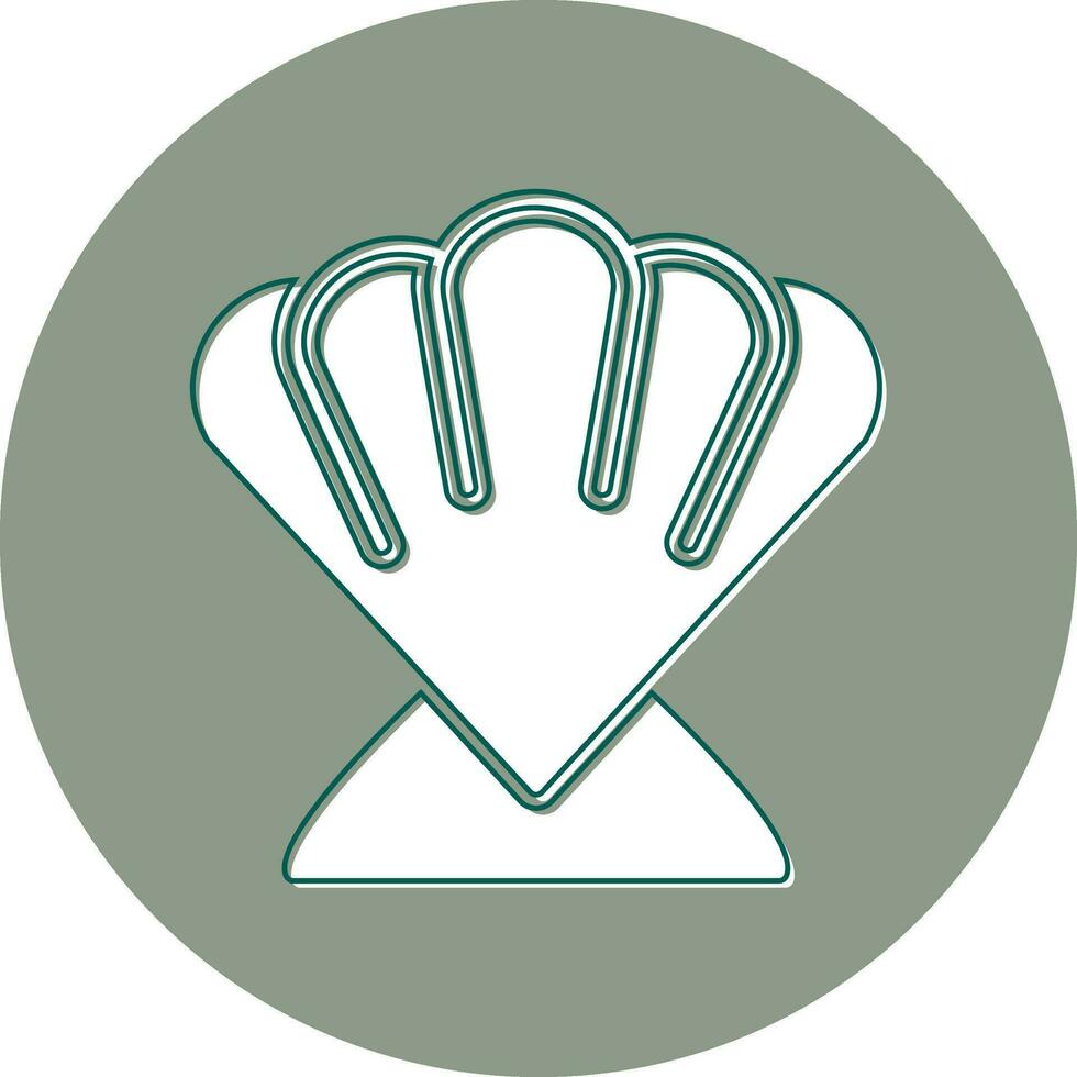 Shell Vector Icon 31446667 Vector Art at Vecteezy