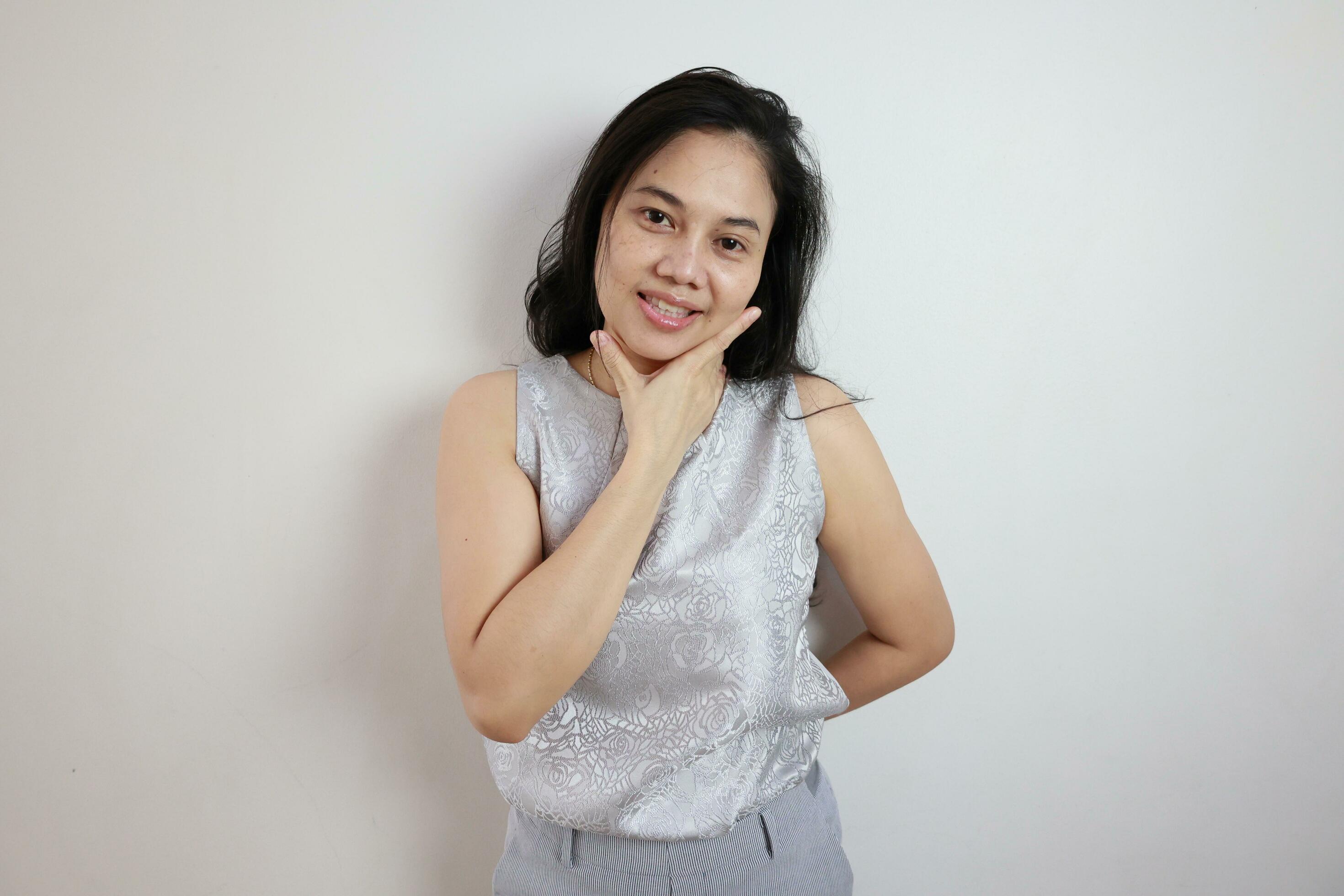 Portrait of a woman on white background, portrait of a person 32493012 Stock Photo at Vecteezy