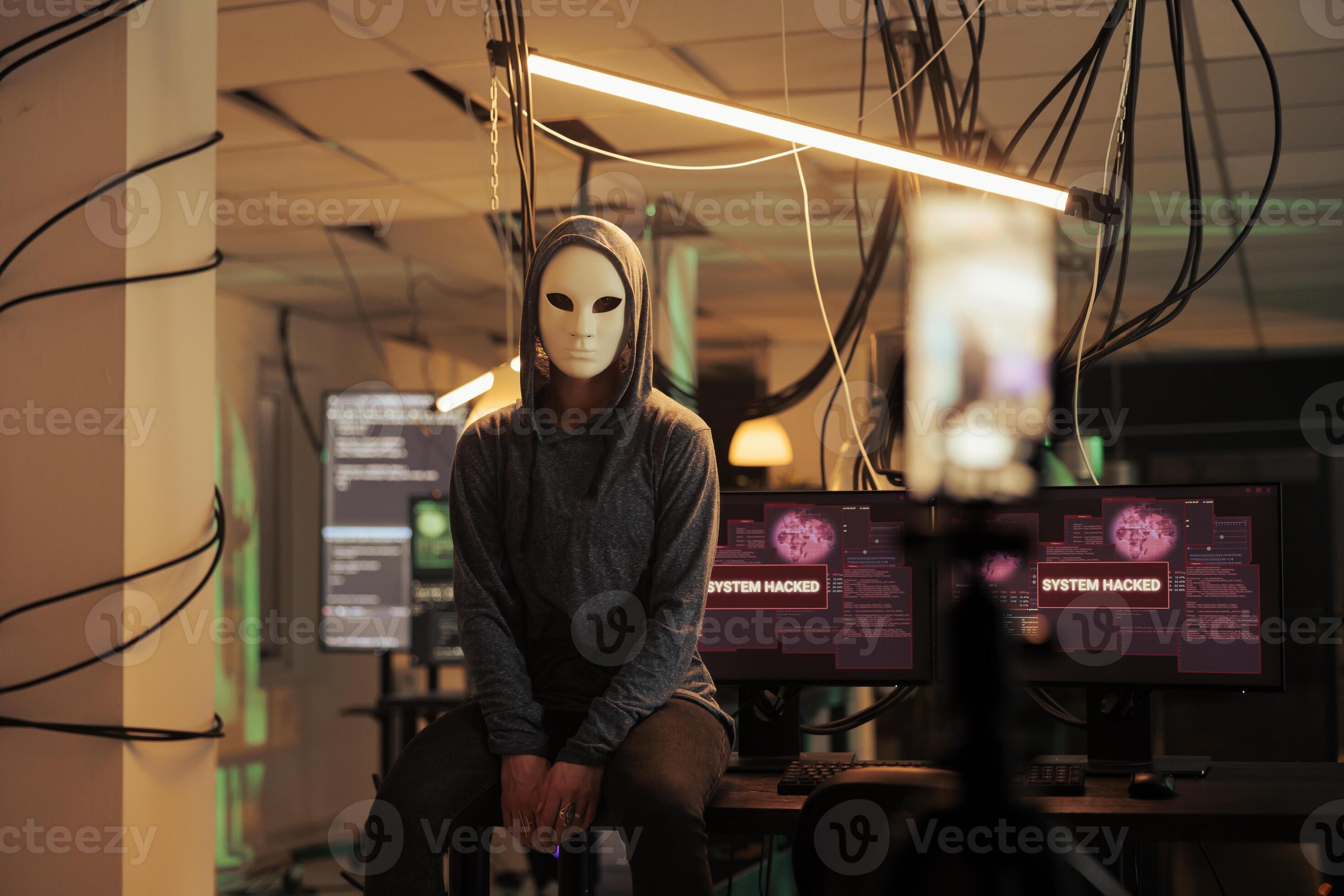 Hacker Rotura Dentro Computadora Sistema Agresor Base De Datos Ciberdelincuencia Anónimo