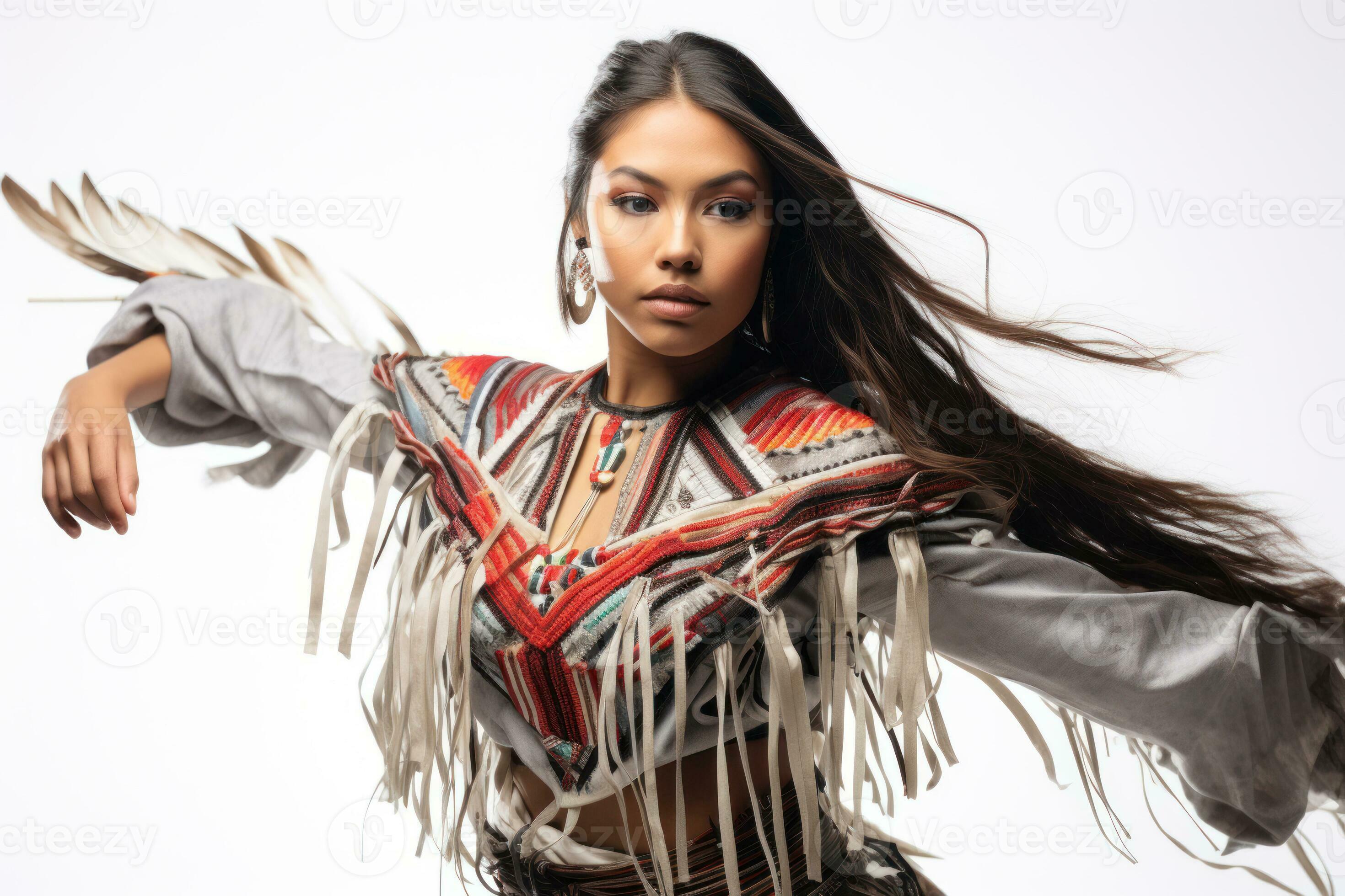 Apache tribe woman. Beautiful young Native American woman in ...