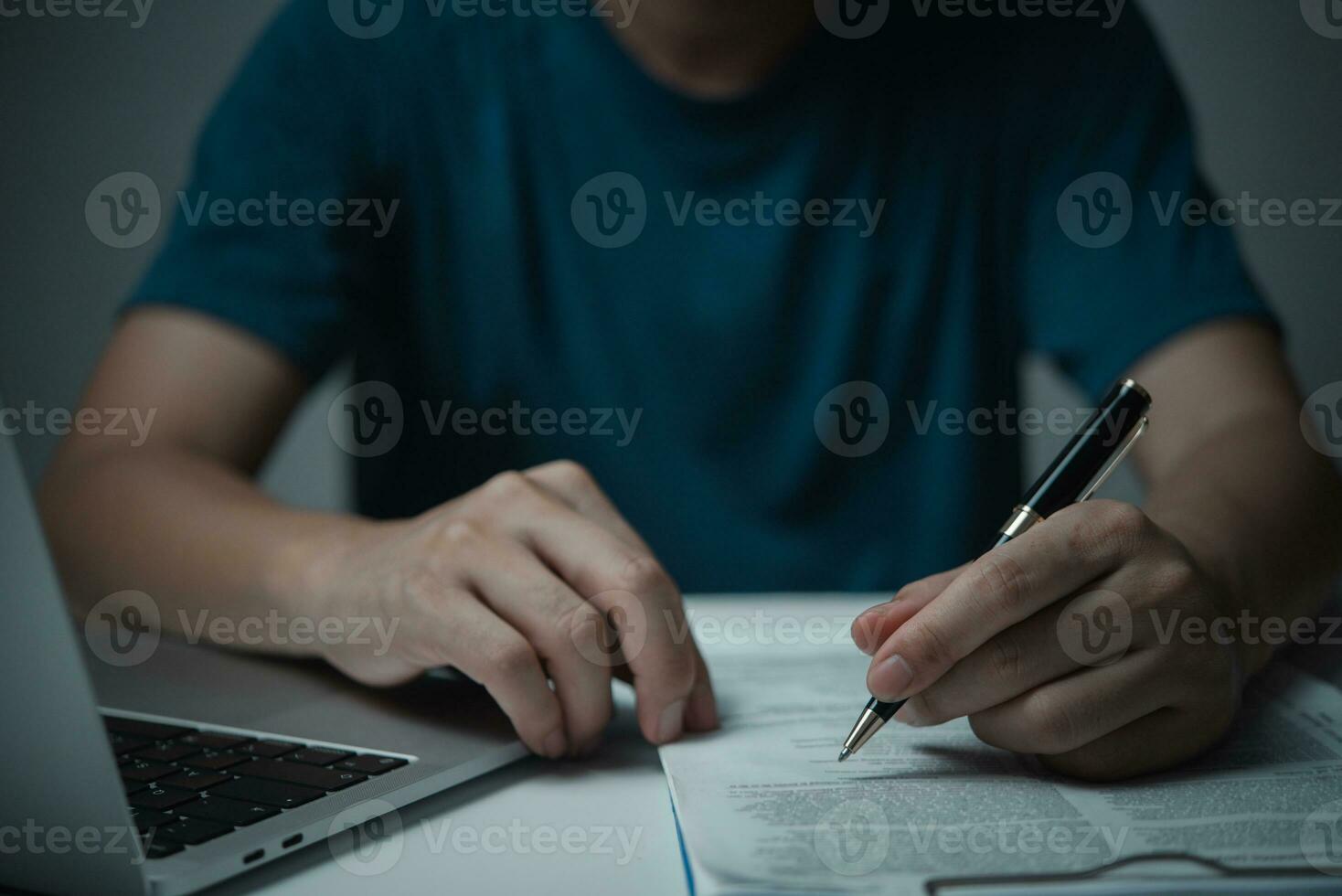 Writing Contract Stock Photos, Images and Backgrounds for Free Download