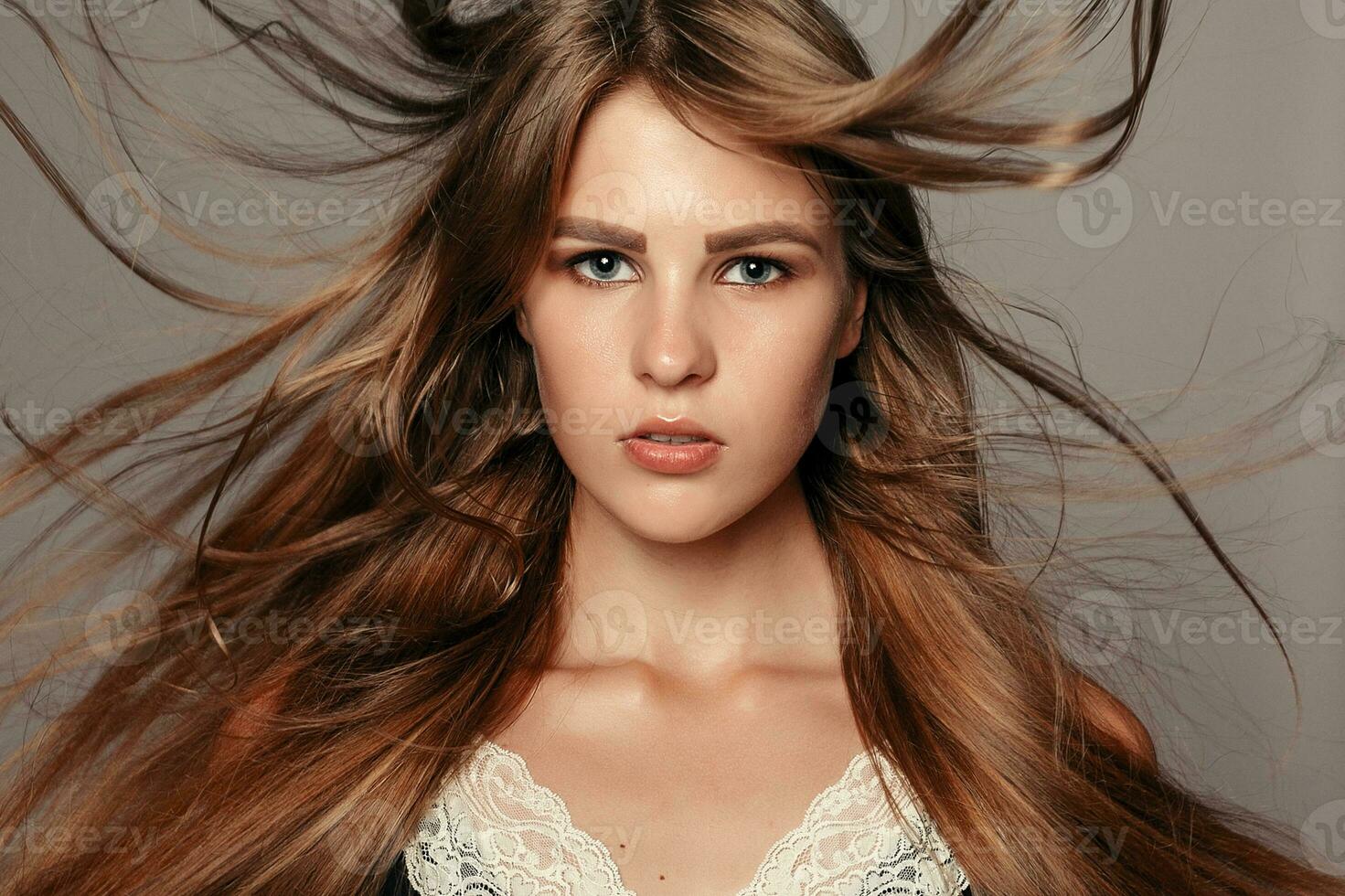 Model blonde girl. Beautiful brown hair Girl. 35220794 Stock Photo at ...
