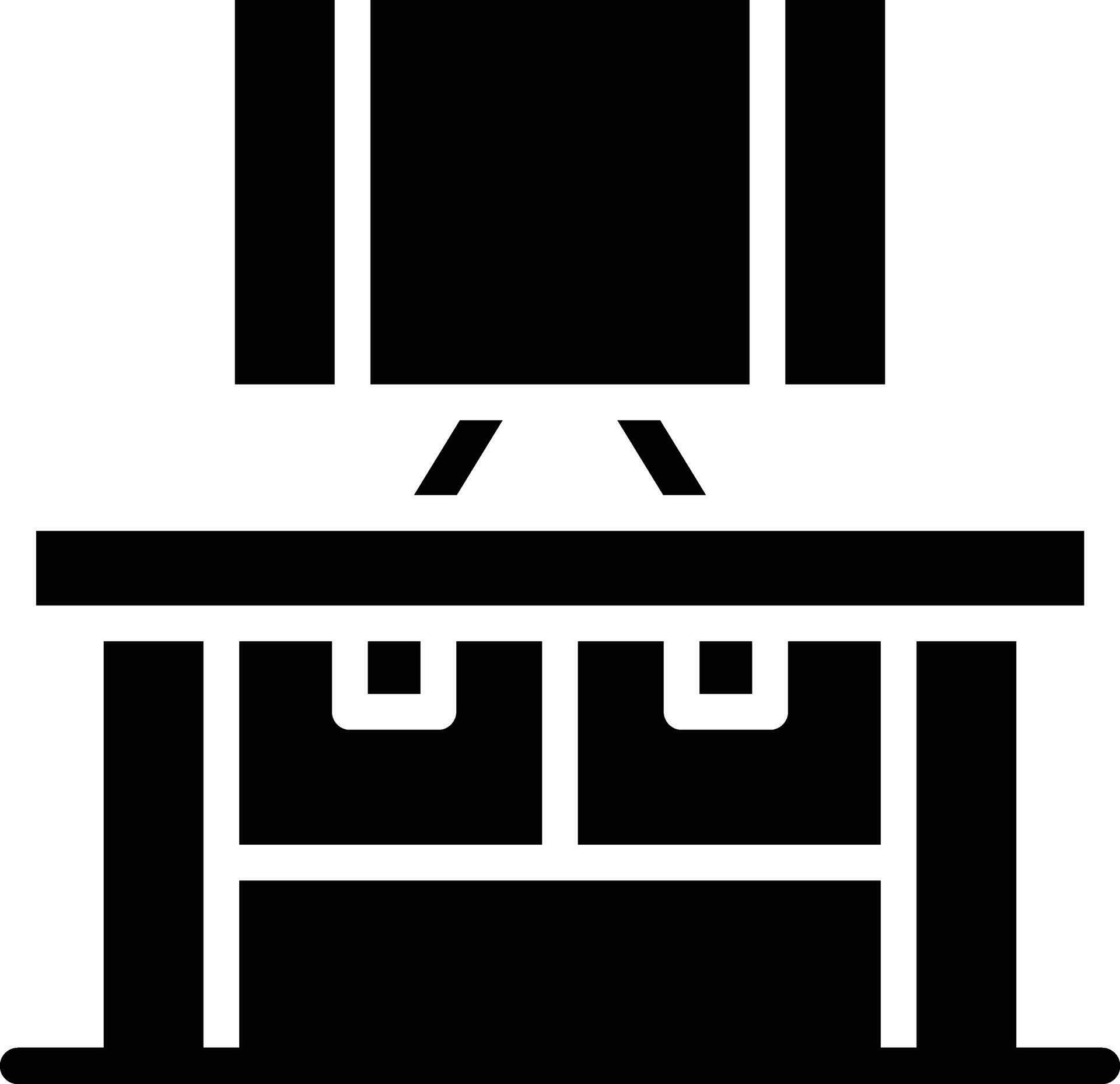 Computer Table Vector Icon 36565244 Vector Art at Vecteezy