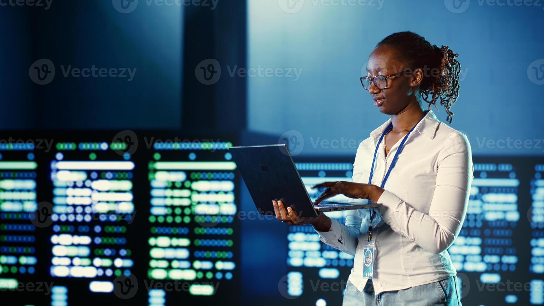 Page 14 | Mainframe Stock Photos, Images and Backgrounds for Free Download