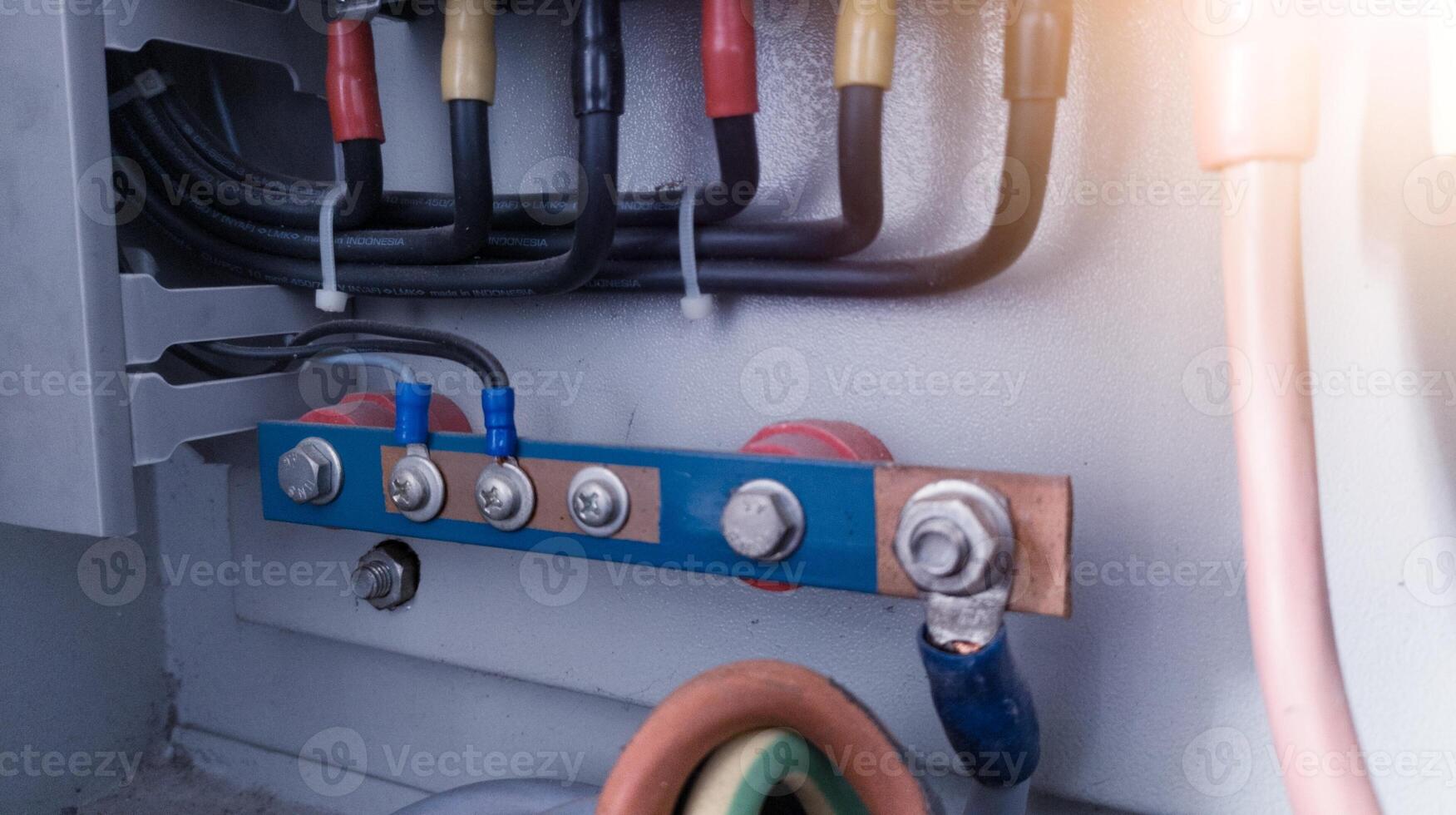 Neutral Cable Point With Copper Busbar And Connection Bolt Tightening