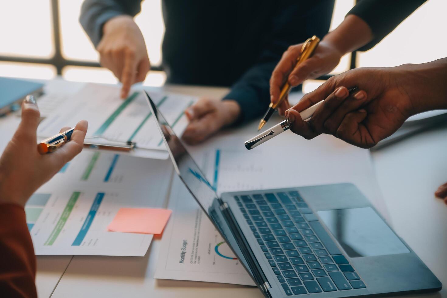 Project Management Office Stock Photos, Images and Backgrounds for Free ...