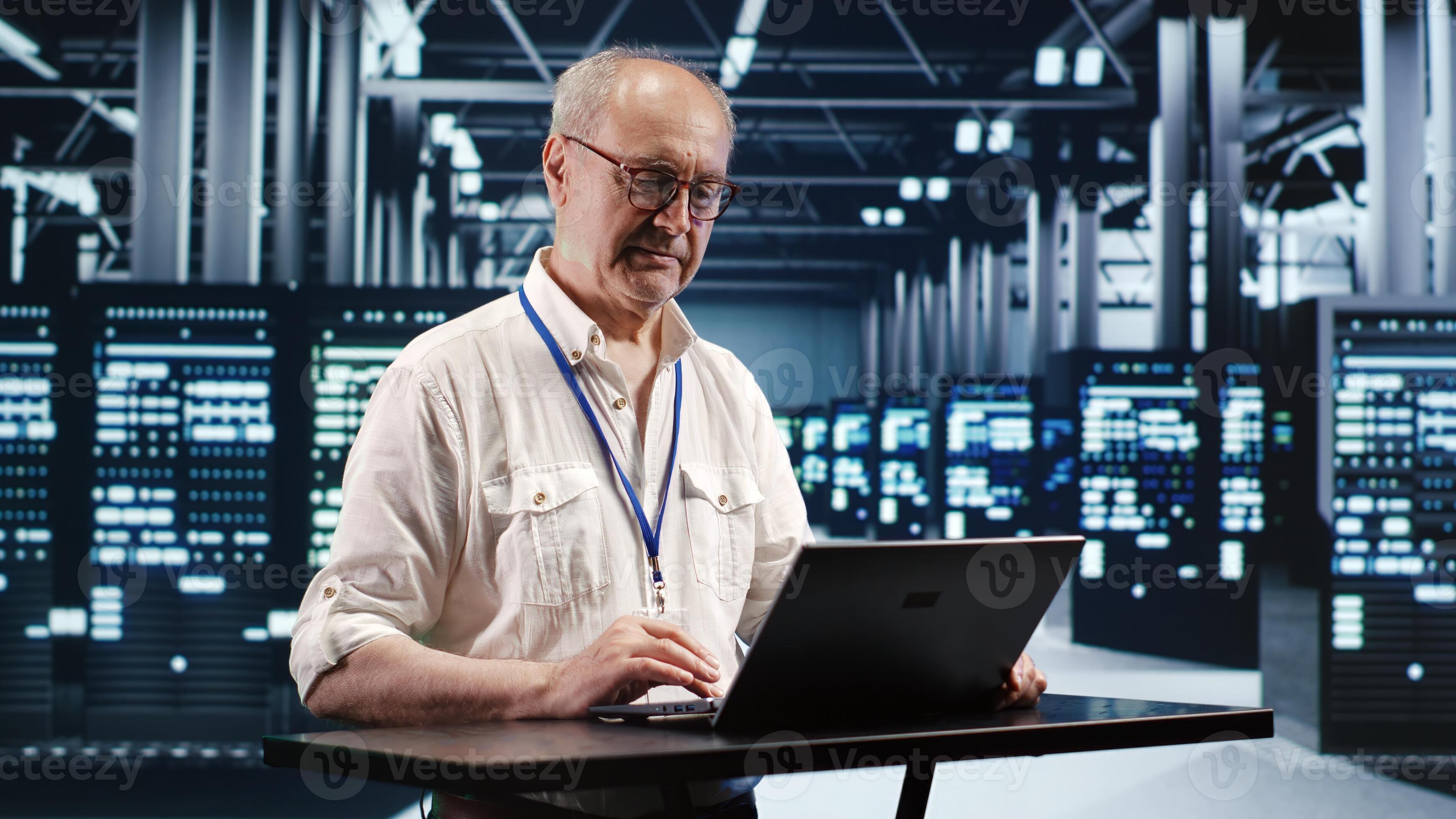 Skilled IT professional expertly managing data while navigating in ... Skilled IT professional expertly managing data while navigating in ...