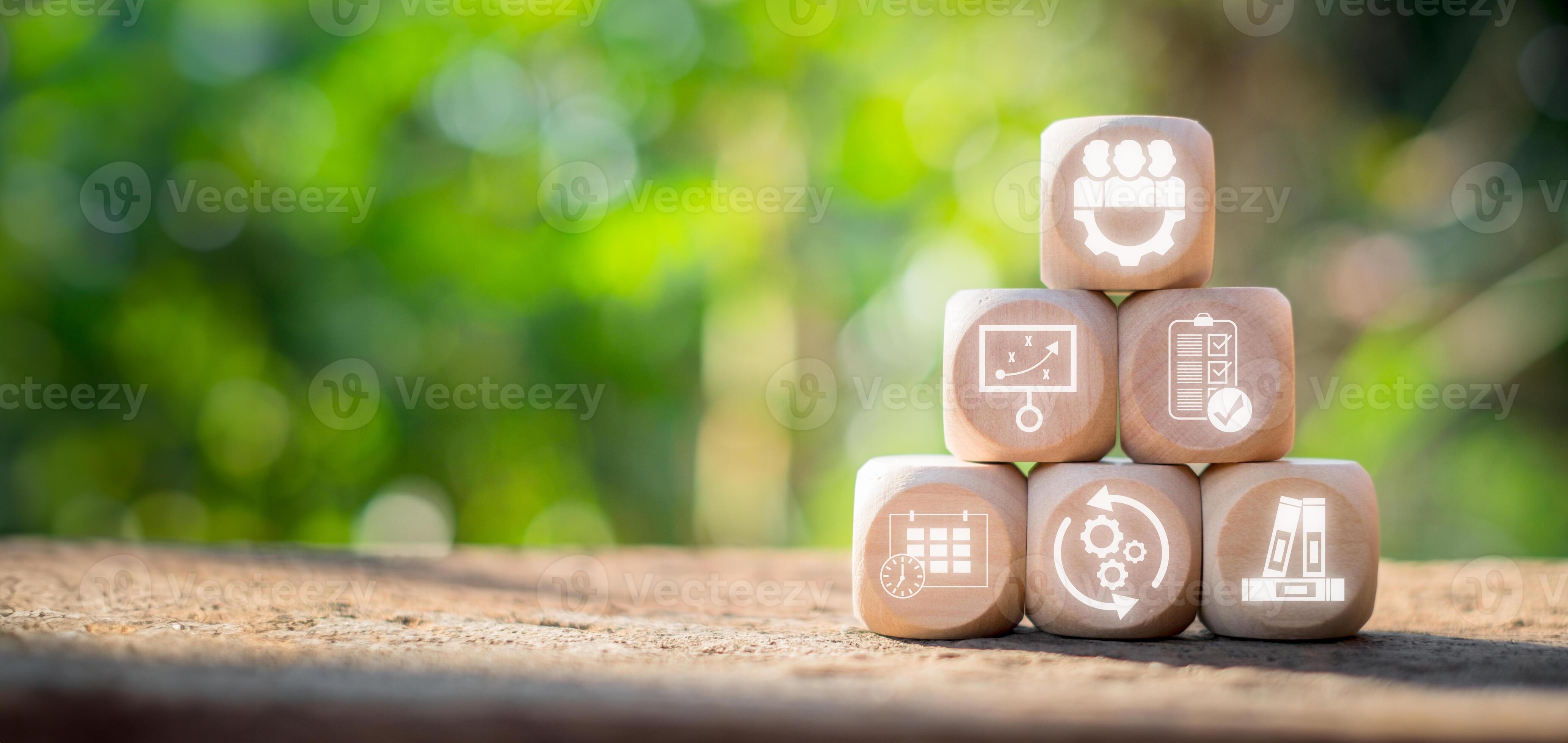 Workflow concept, Wooden block on desk with workflow icon on virtual ...