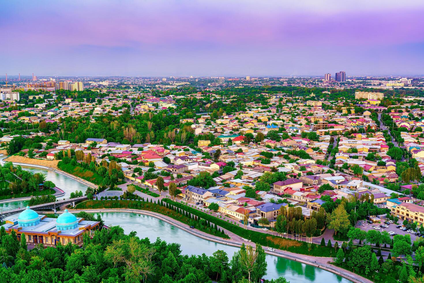 Page 2 | Tehran City Stock Photos, Images and Backgrounds for Free Download