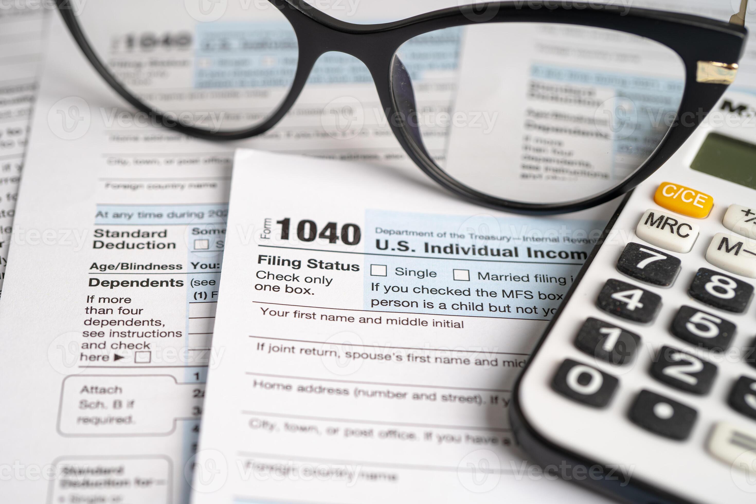Form 1040, U.S. Individual Income Tax Return, tax forms in the U.S. tax ... Form 1040, U.S. Individual Income Tax Return, tax forms in the U.S. tax ...