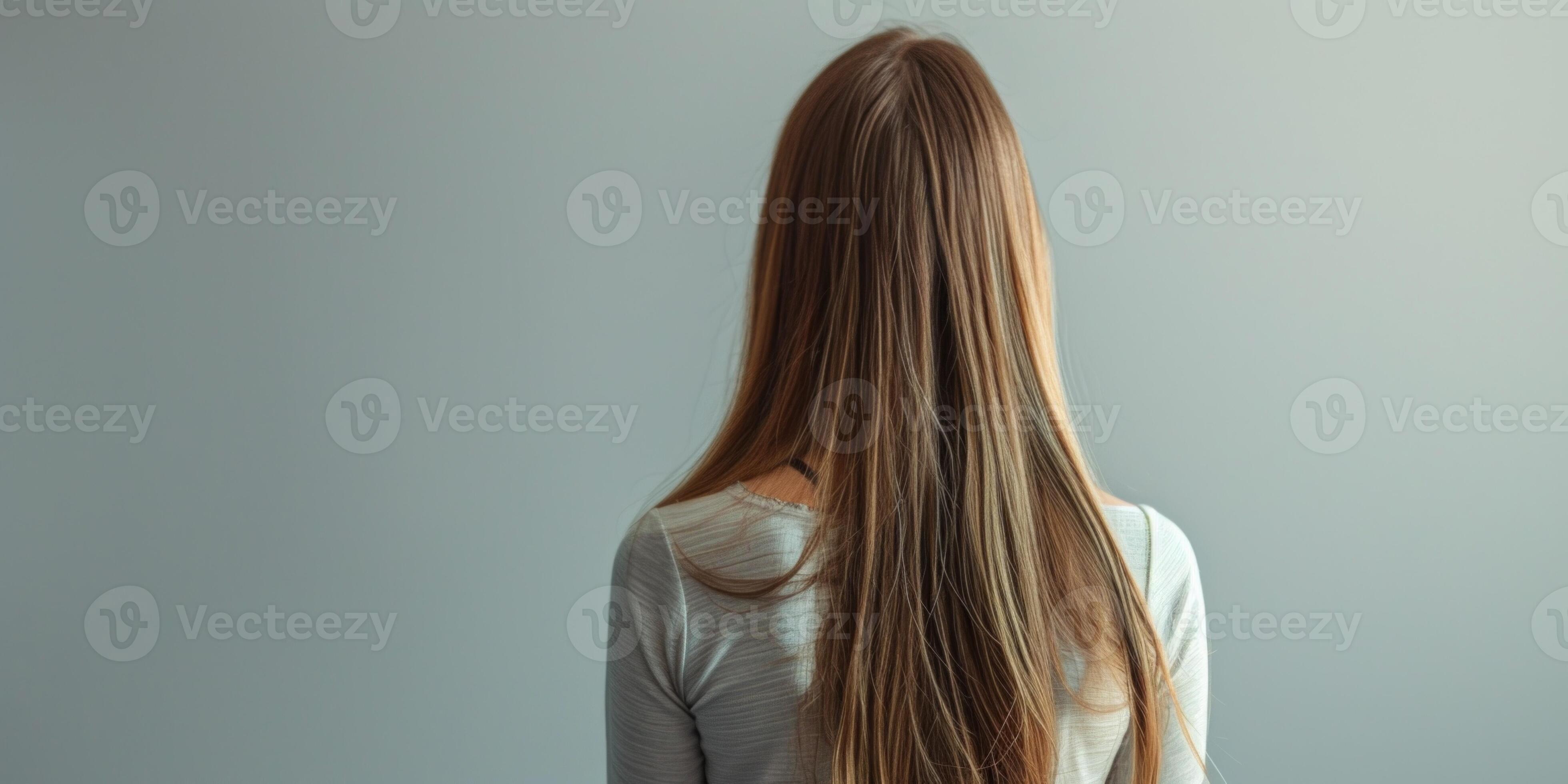 woman with beautiful hair back view 44539592 Stock Photo at Vecteezy