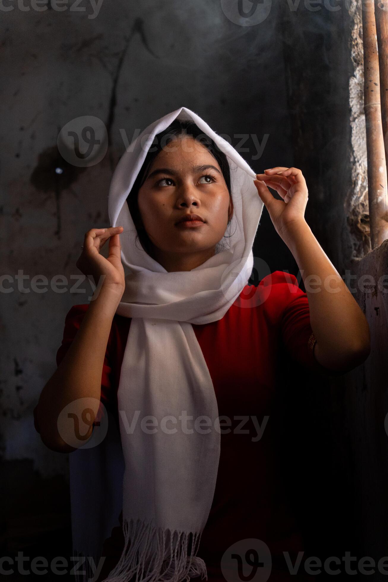 portrait of Cham ethnic girl in Bau Truc pottery village, Phan Rang city, Ninh Thuan province ...