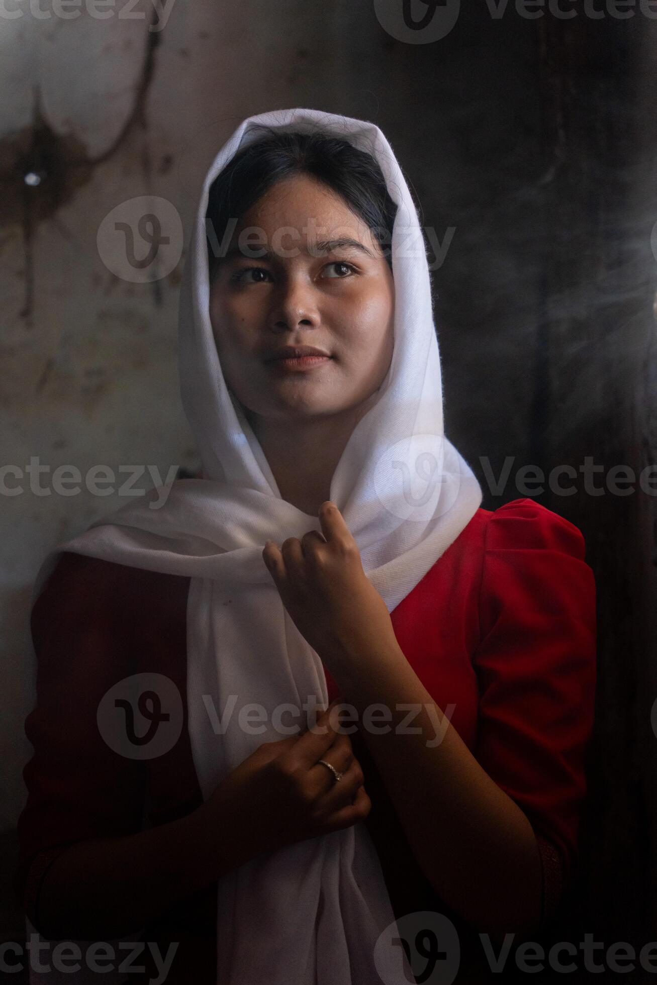 portrait of Cham ethnic girl in Bau Truc pottery village, Phan Rang city, Ninh Thuan province ...
