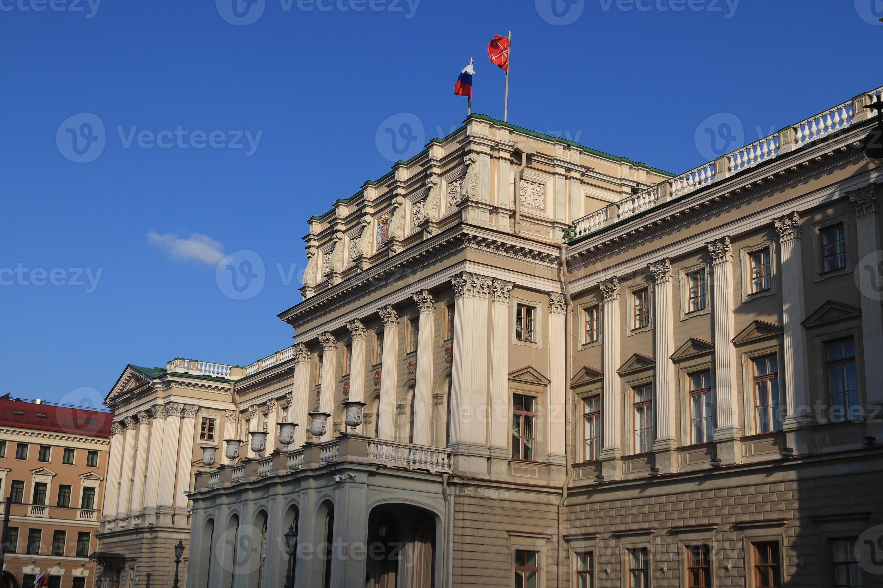 The Mariinsky Palace. Building's facade. Architecture of St. Petersburg. 46135010 Stock Photo at ...