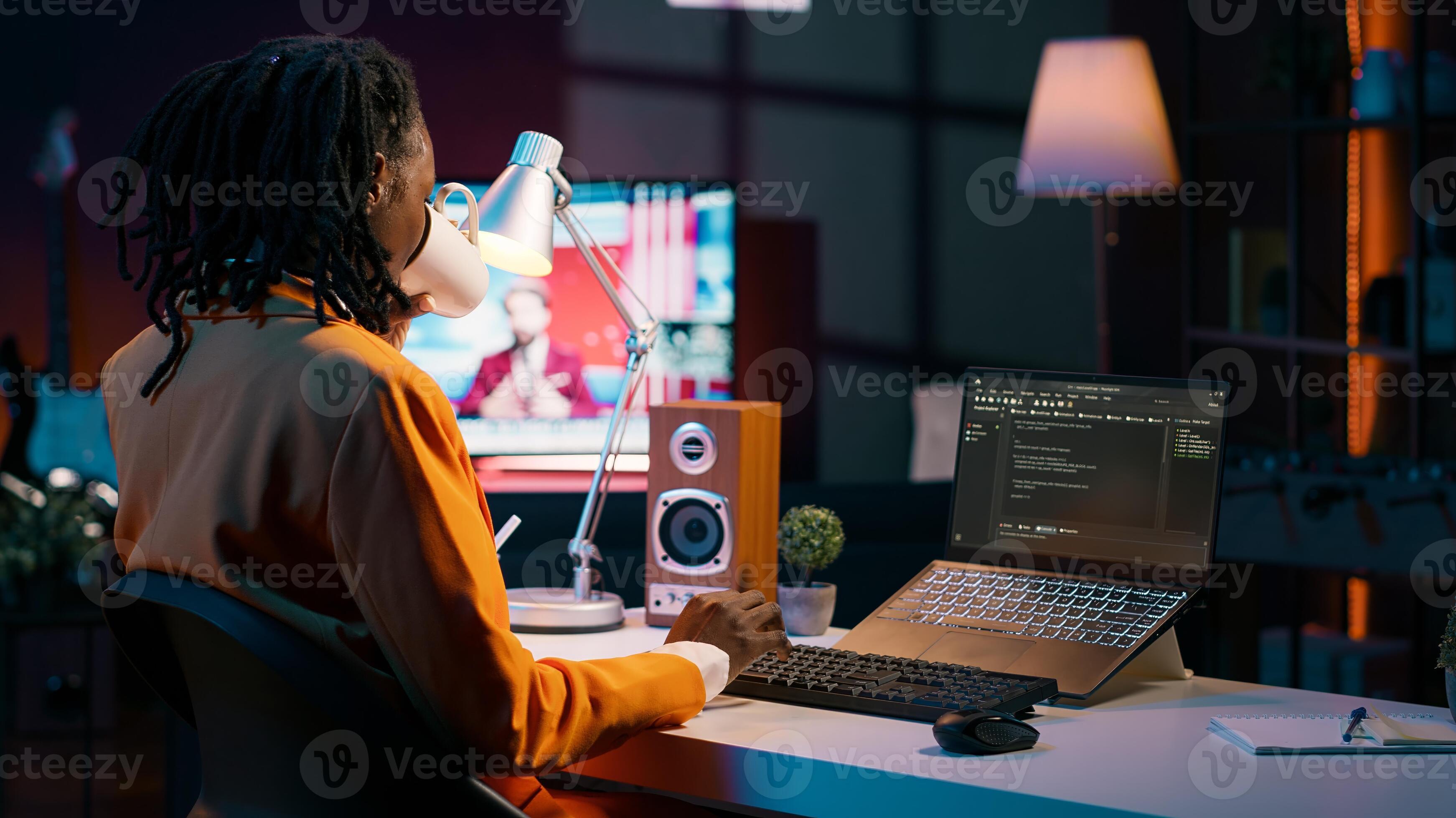 College student learning about outsourcing with html script, enjoying e ...