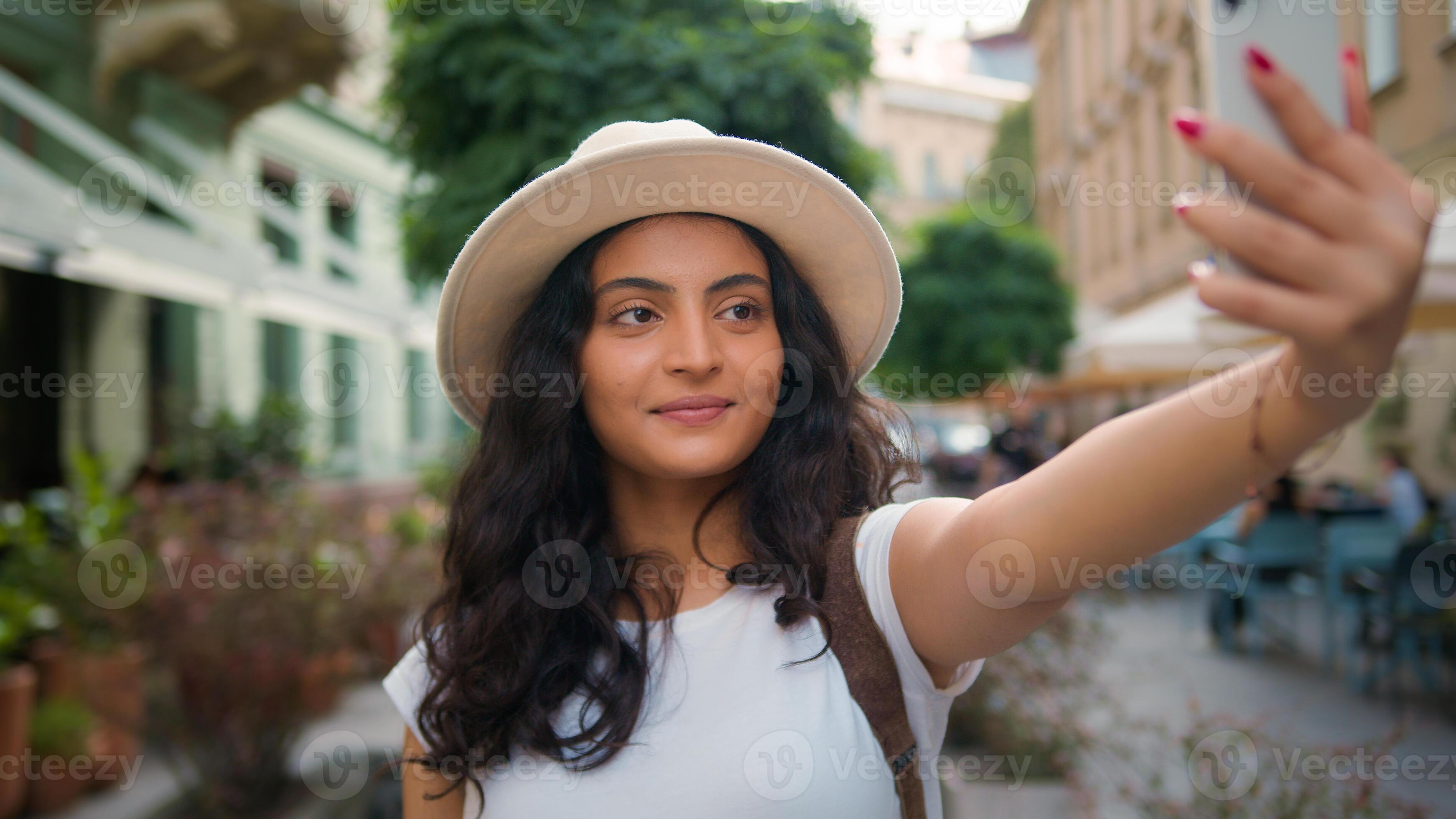 Happy smiling Indian Arabian ethnic woman girl female student tourist ...